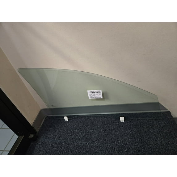 Driver Side Left Front Door Window Glass Compatible with Mitsubishi ...
