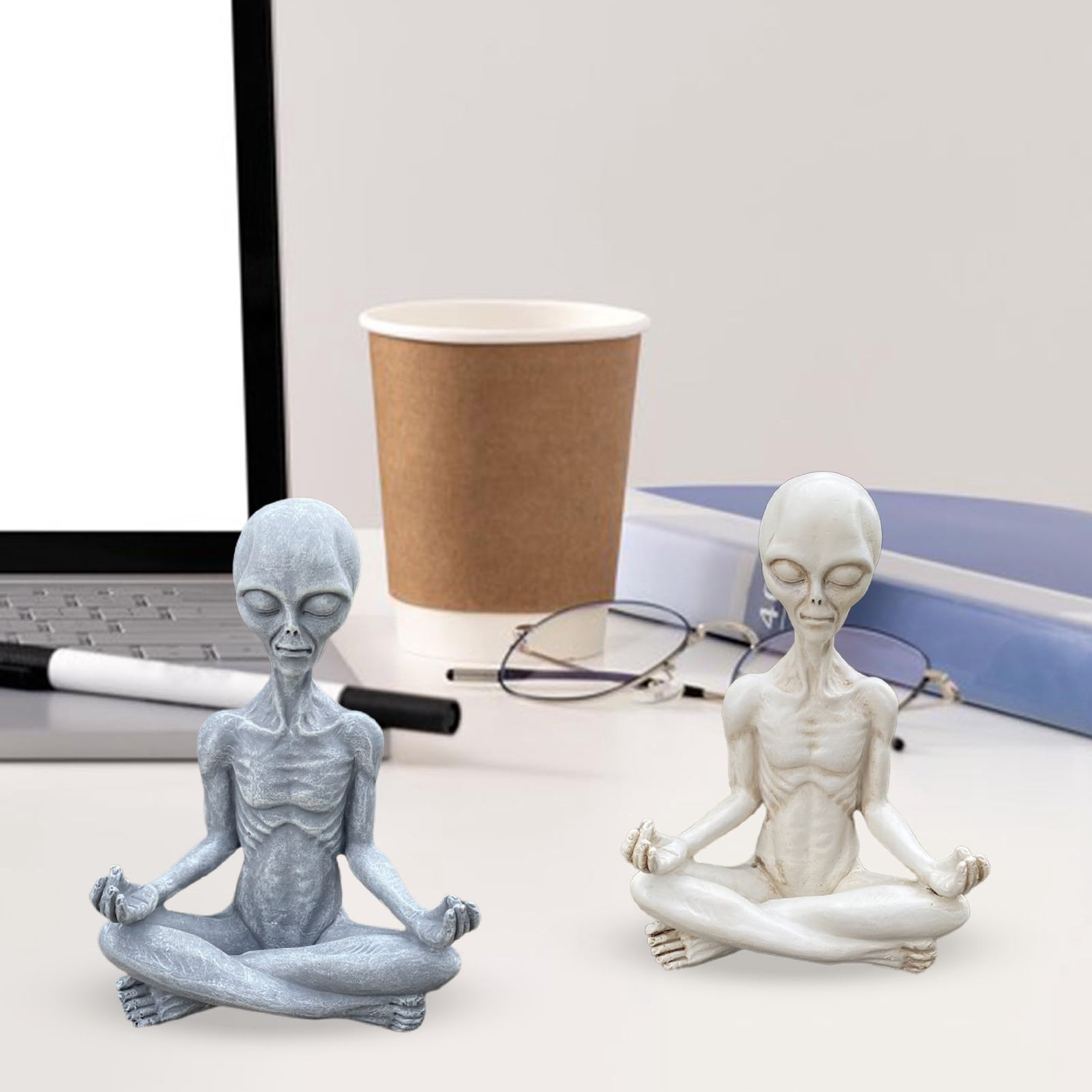 Dserhfy Yoga Aliens Figurine Meditating Sitting Aliens Resin Statue ...