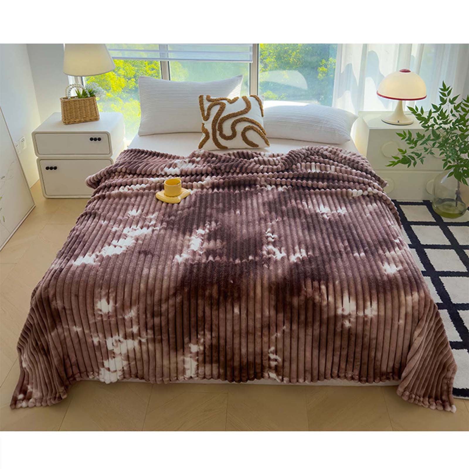 Dtchengua Ultra-Soft Milk Velvet Throw Blanket 60“x80”, Heavy Weight ...