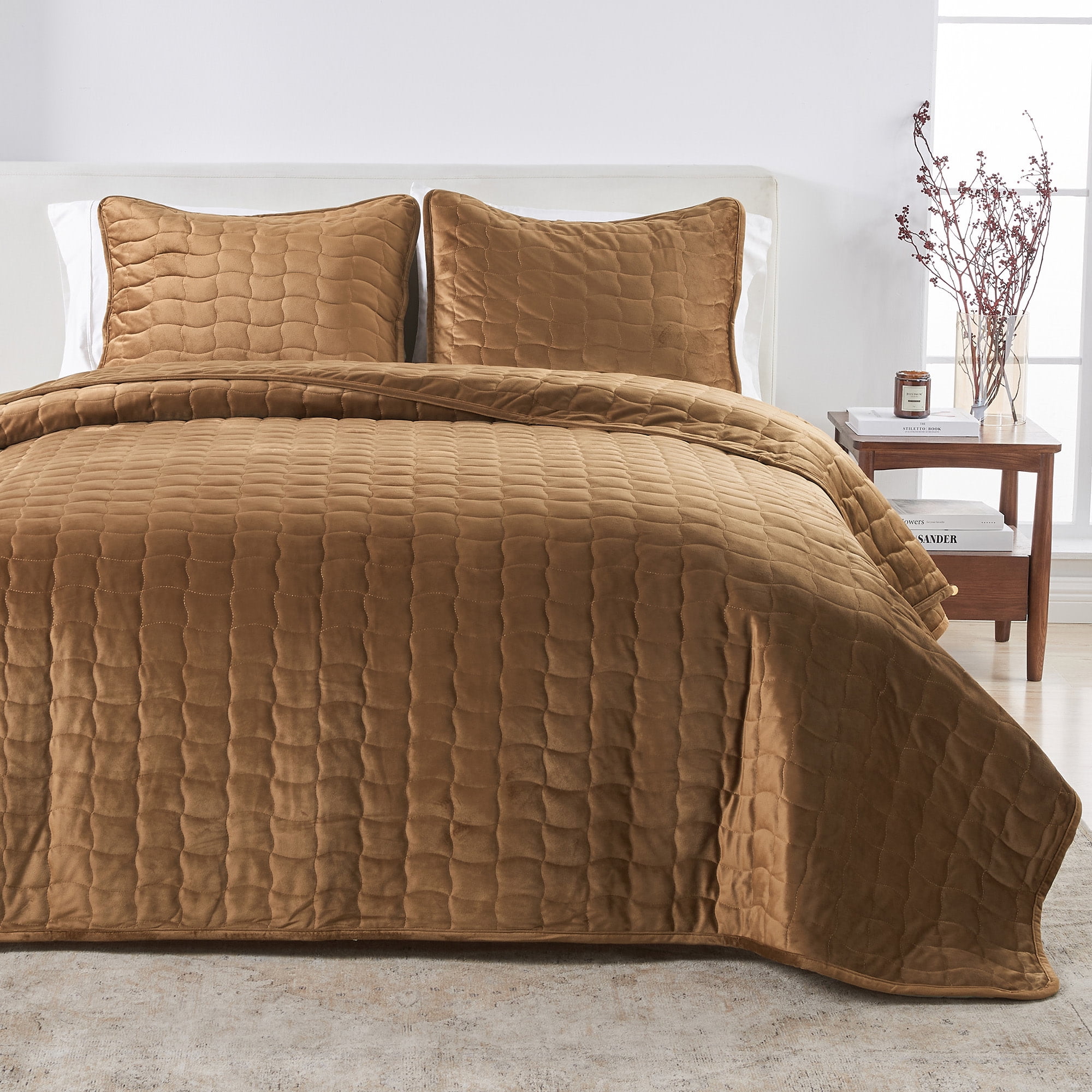 Dual-Sided Velvet Box-Stitched Heavyweight 2-Piece Twin Quilt Set ...