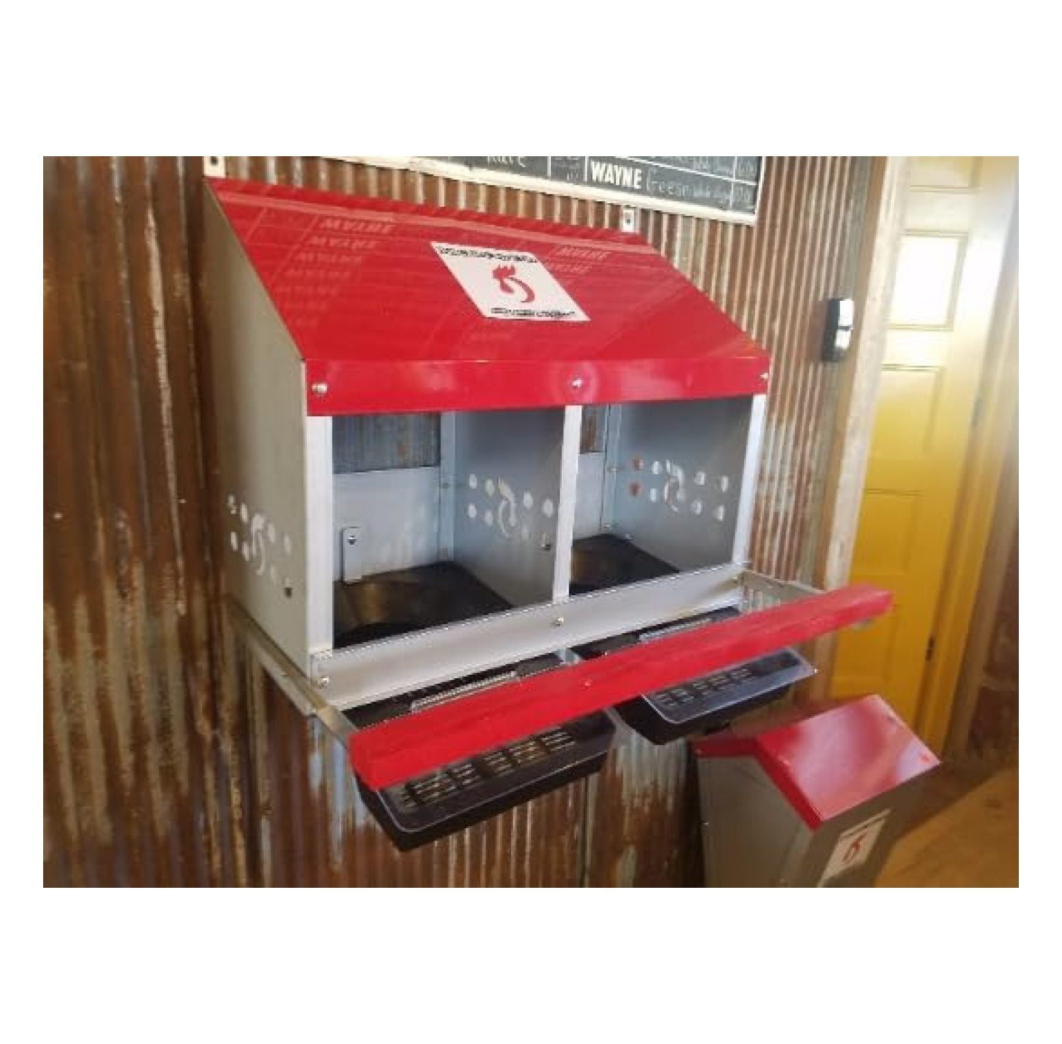 Duncan's Nesting Boxes - 2 Hole Metal Poultry Nest Box for Chickens ...