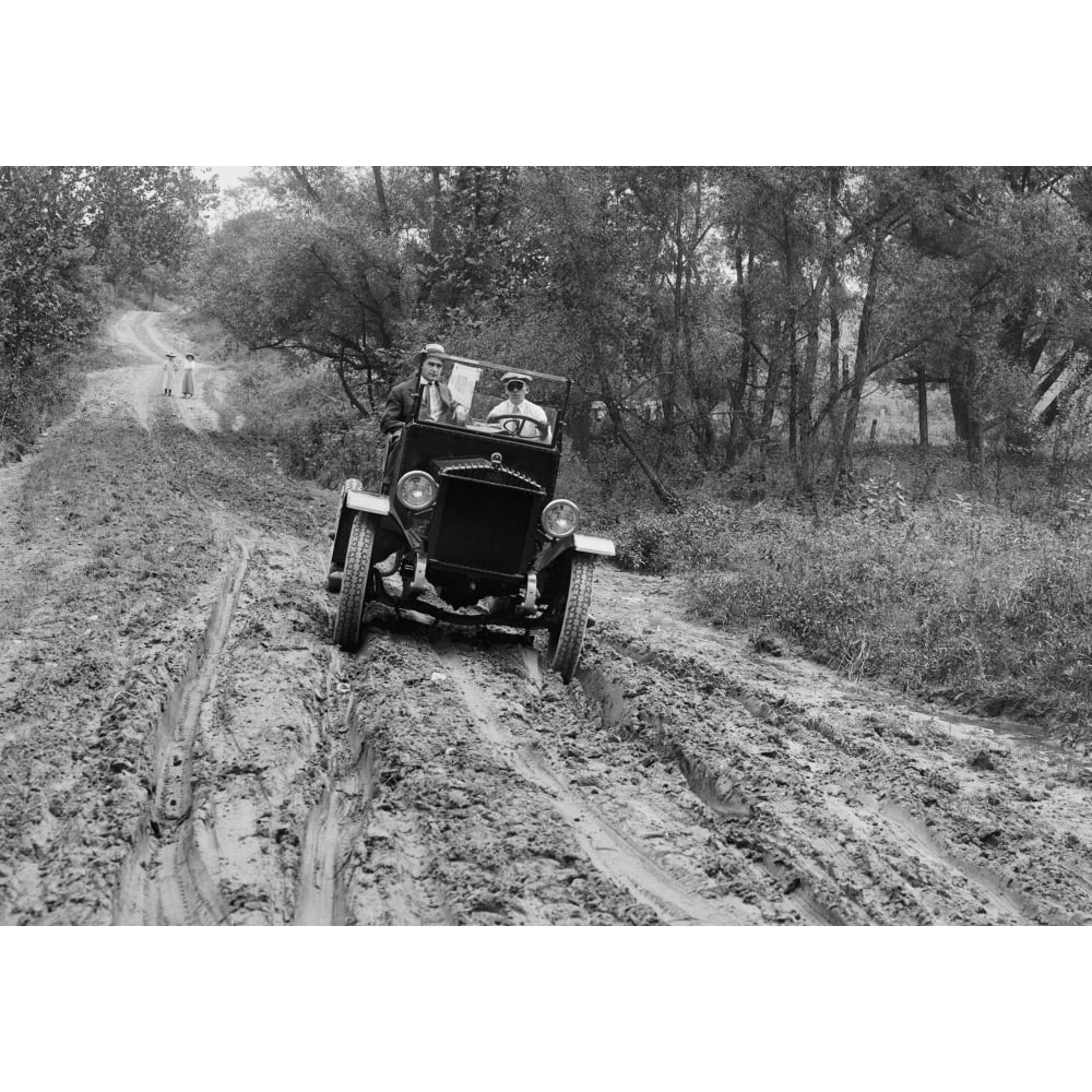 Duplex Truck With Four Wheel Drive Moves Forward On A Rutted History ...
