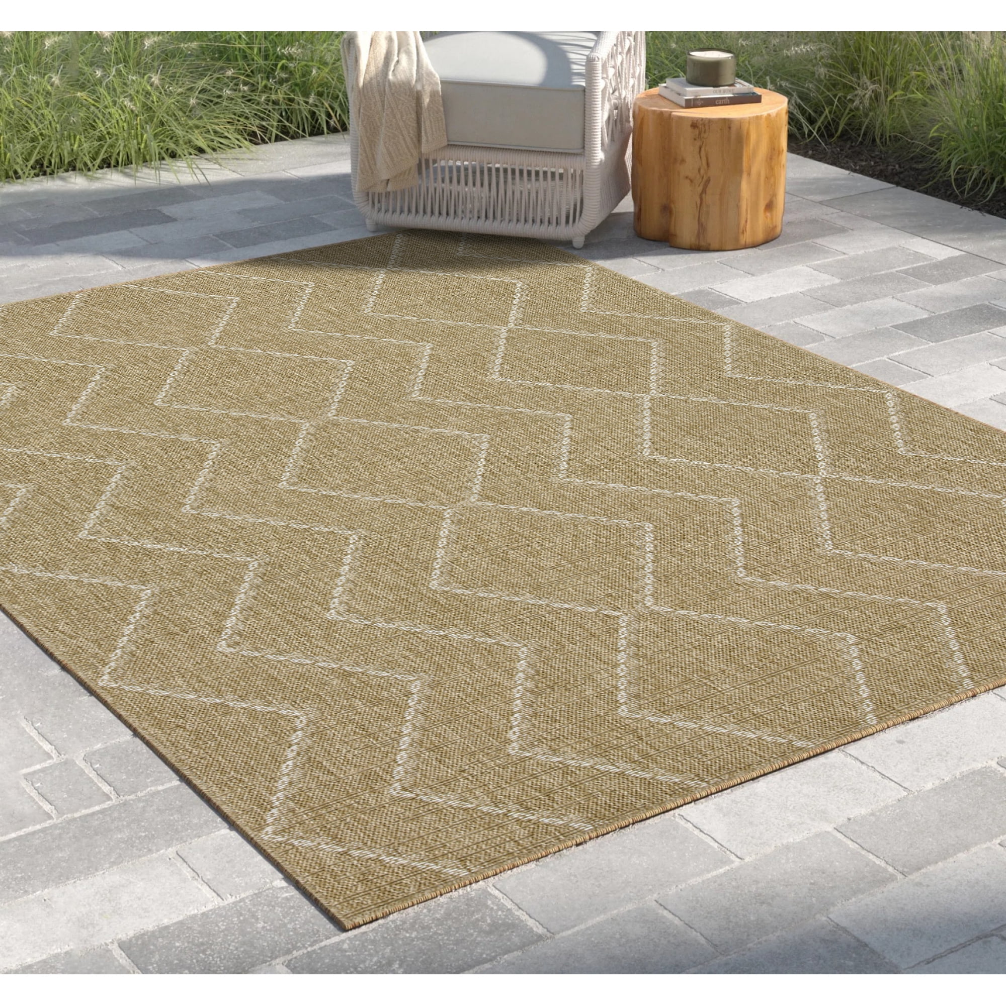 Durable 7x10 Polypropylene Area Rugs Modern Diamond Indoor Outdoor ...