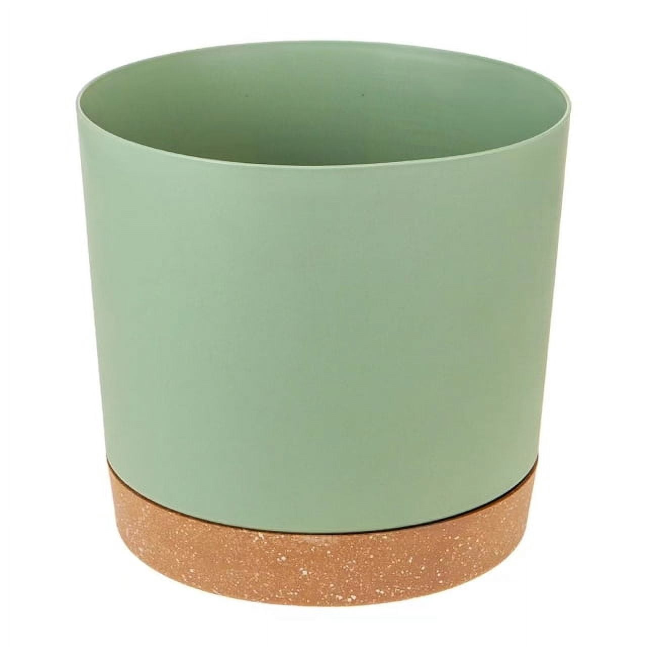 Durable Lightweight Large Plastic Plant Pots with Drainage - Spacious ...