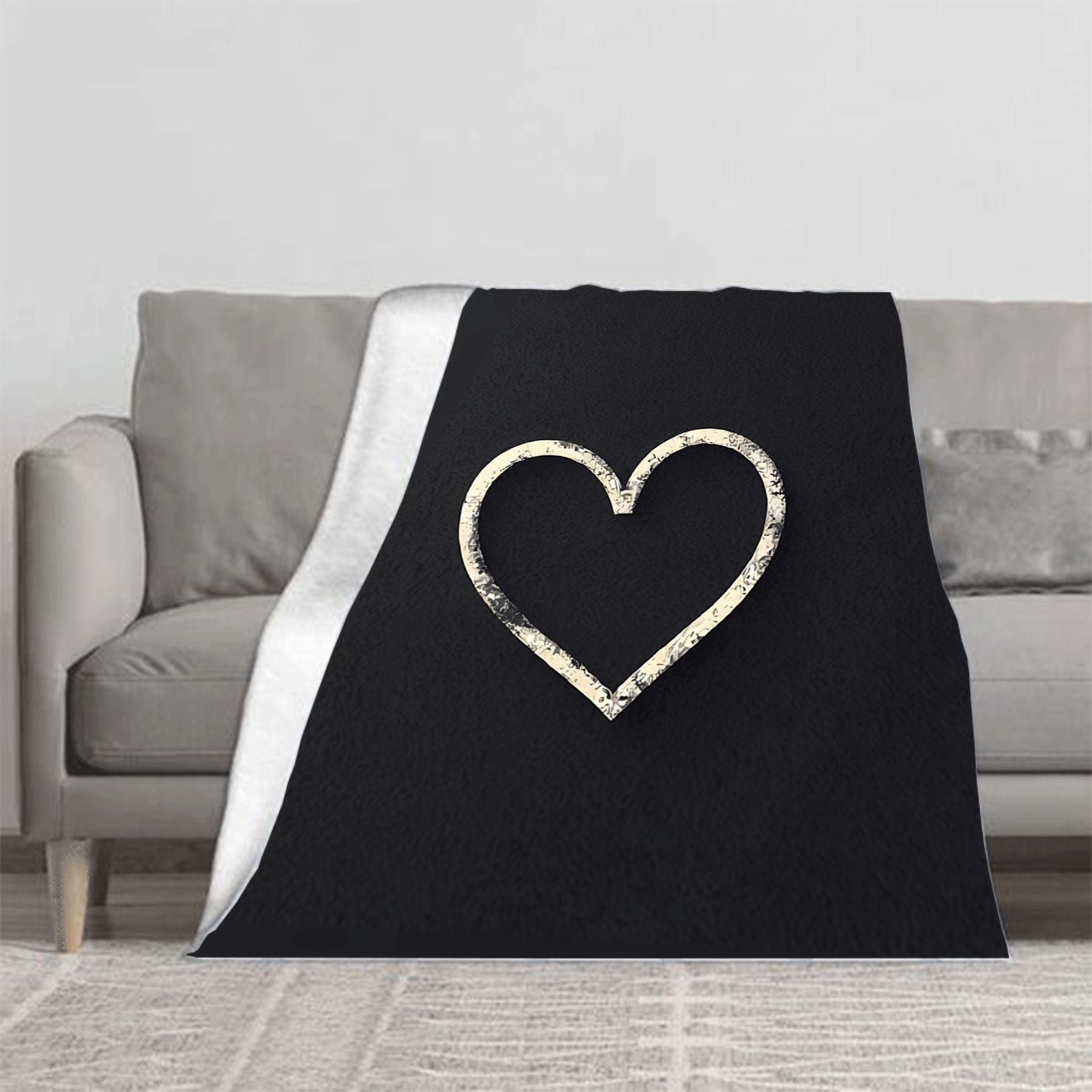 Durable Soft & Warm Flannel Blanket - Minimalist Heart Design Cozy for ...