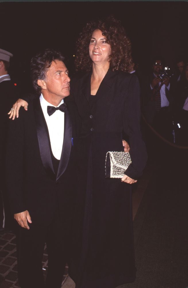 Dustin Hoffman In Tuxedo With Wife Lisa At 22Nd Afi Life Achievement ...