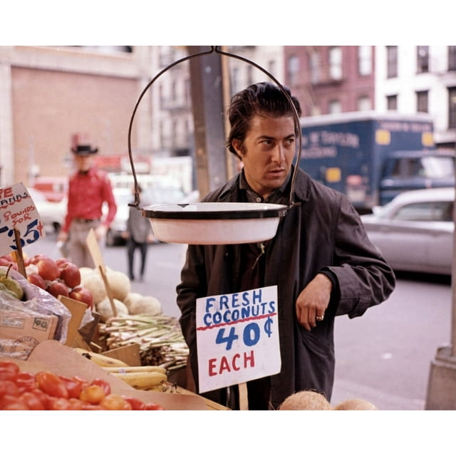 Dustin Hoffman Looking In Window Of Grocers As Rizzo From Midnight ...
