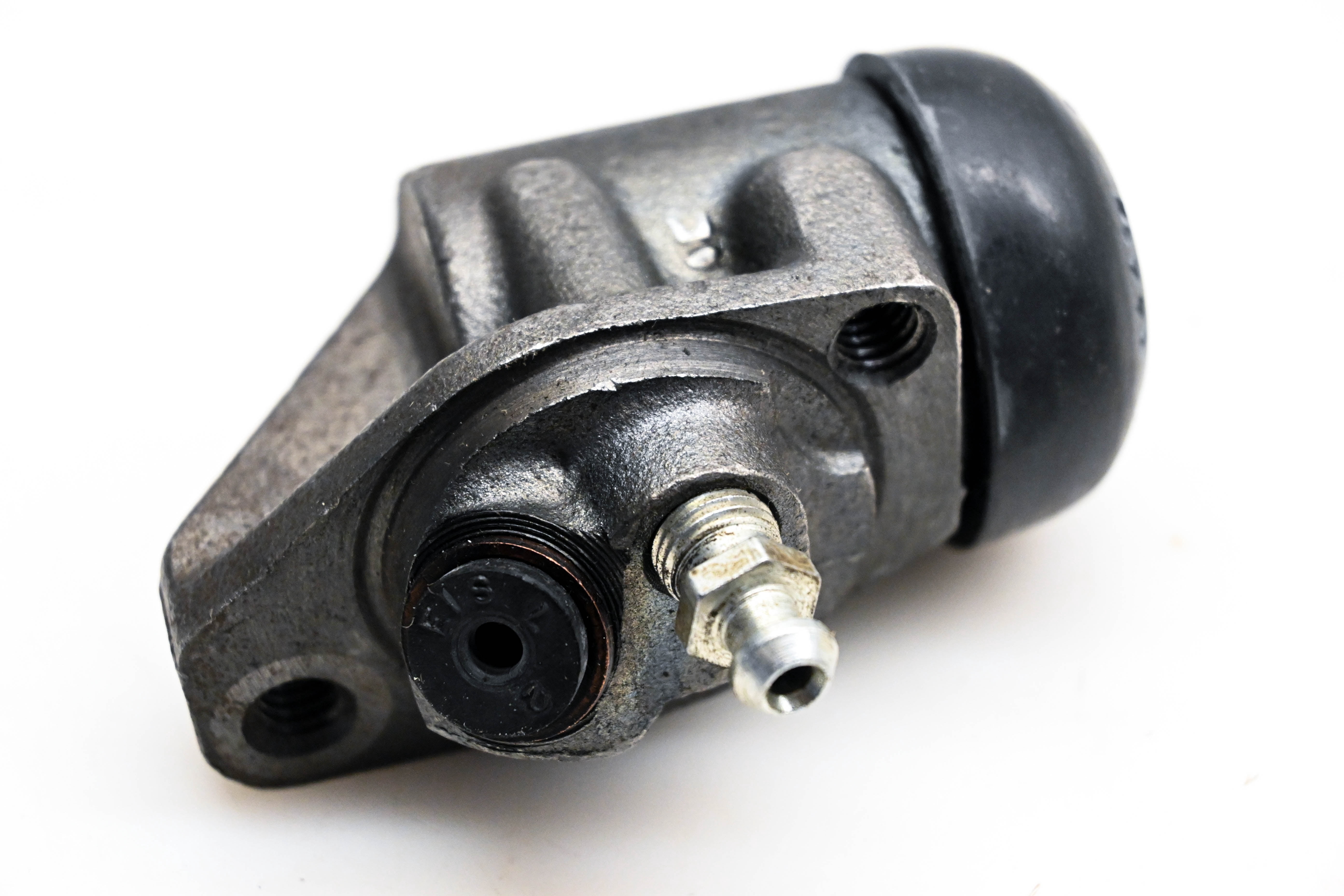 EIS EW35526, 656 Wheel Cylinder Assembly NOS - Walmart.com