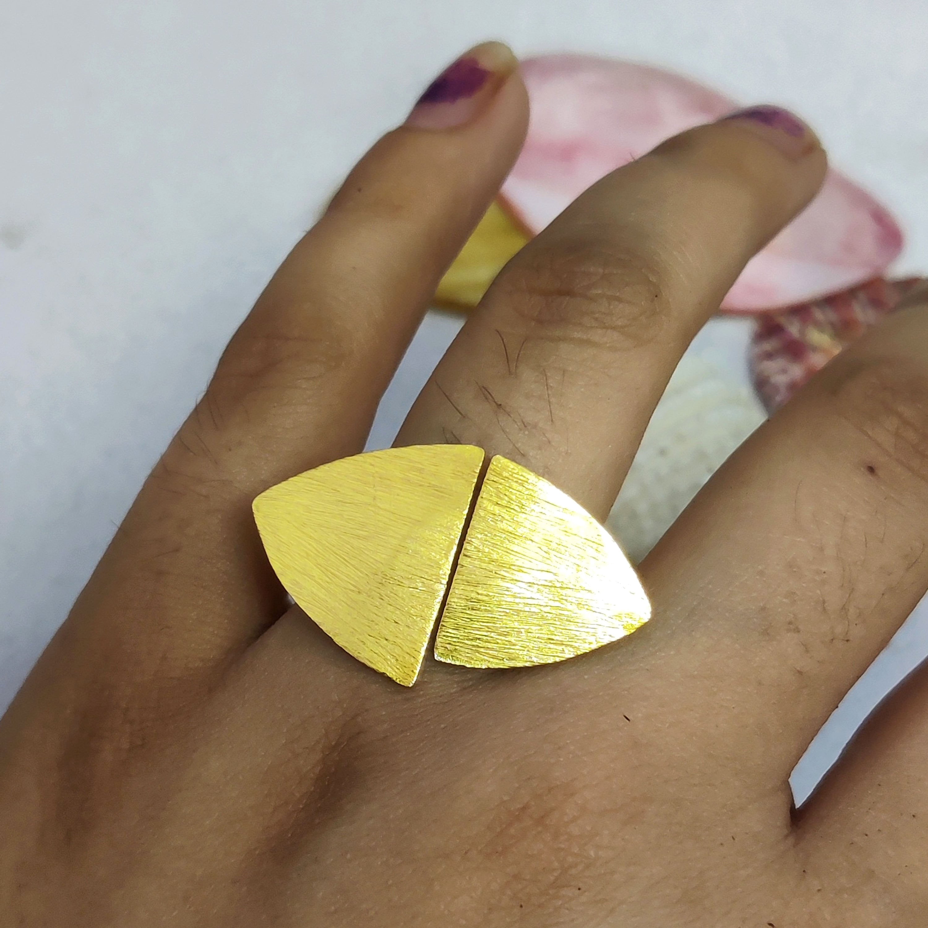 ELANZAA JEWELS- Brass Ring Wide Band - Vintage Style Marquise Shape ...