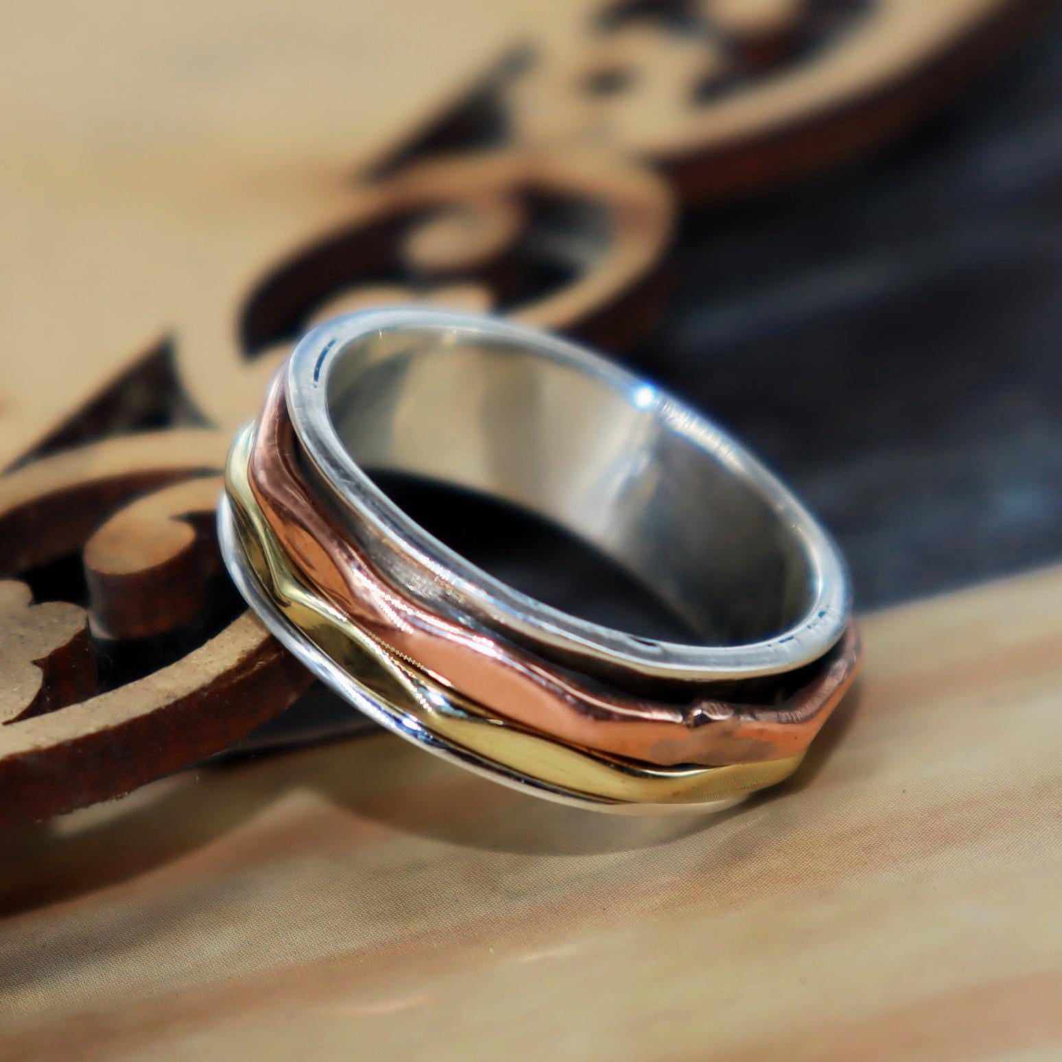 ELANZAA JEWELS- Exquisite 925 Sterling Silver Detailed Spinner Design ...