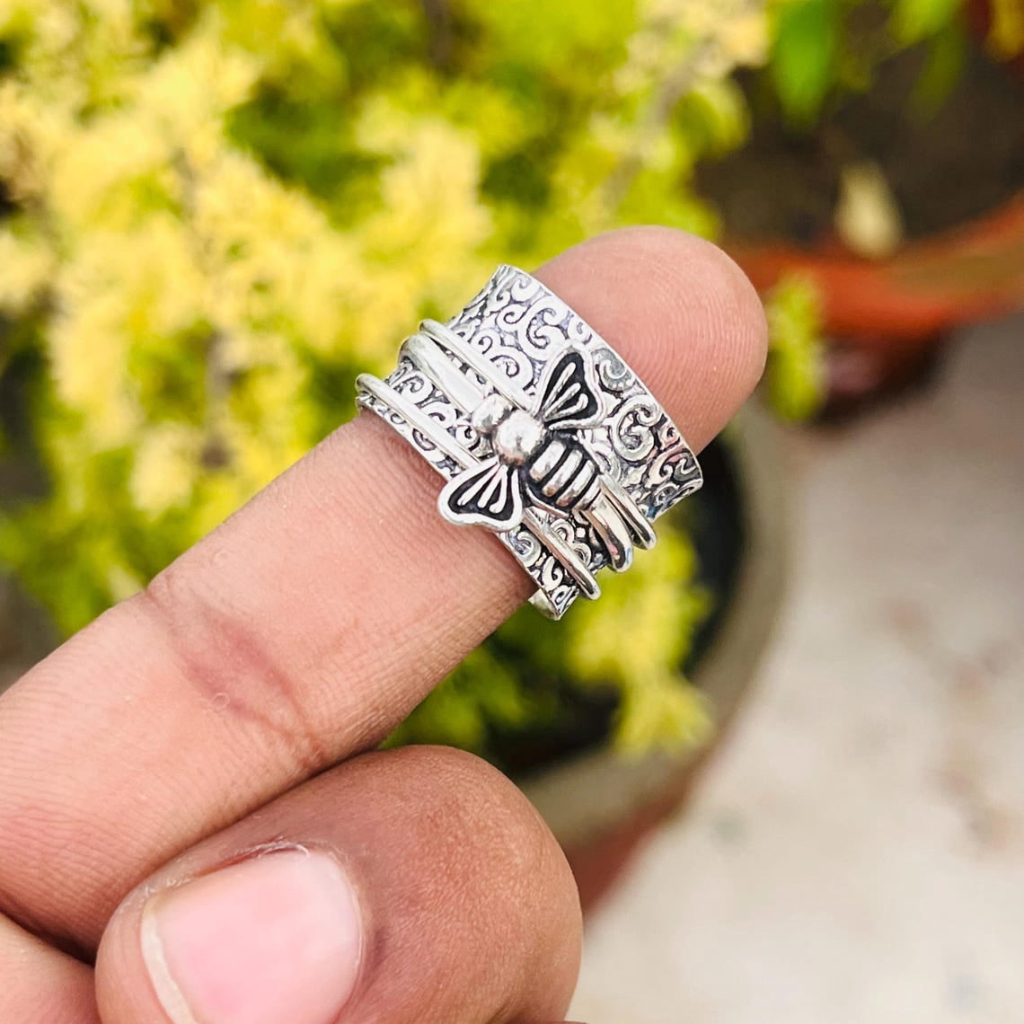ELANZAA JEWELS- Exquisite 925 Sterling Silver Detailed Spinner Design ...