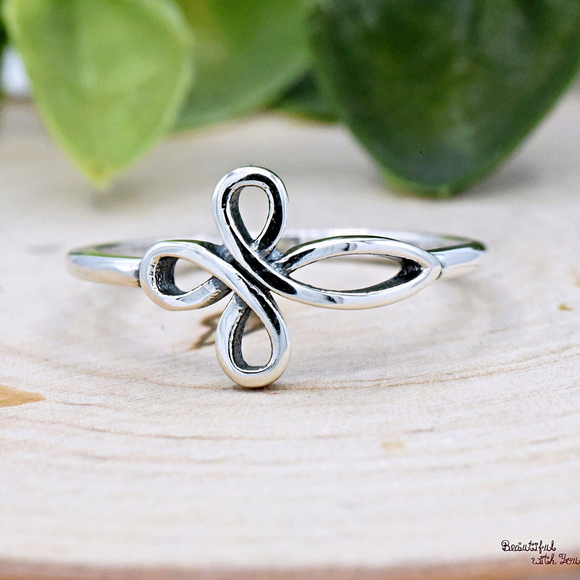 ELANZAA JEWELS- Three Tone Spinner Ring Wide Hammered Silver Band With ...