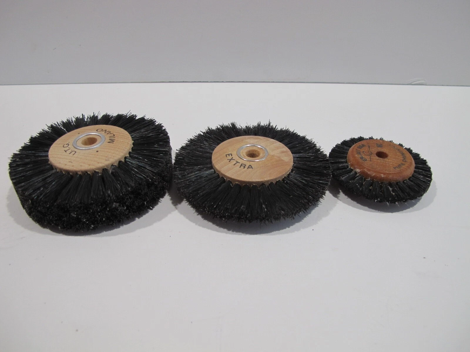 ELARA- (3) Utg/Gorbet Cocker-Weber Wood Hub Rotary Wheel Bristle ...