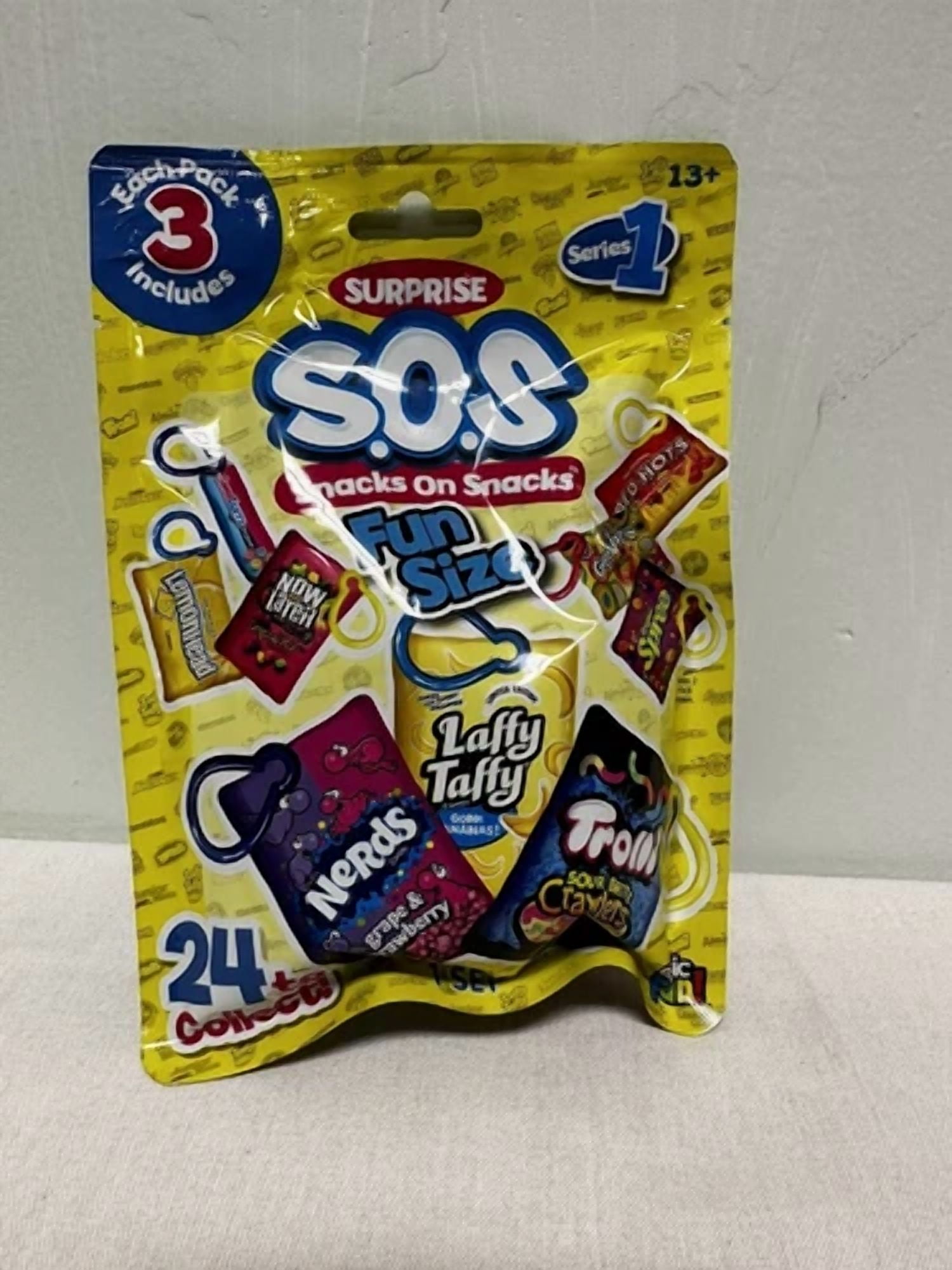 ELARA- Surprise S.O.S Snacks On Snacks Series 1 Clips - 1 Blind Bag ...