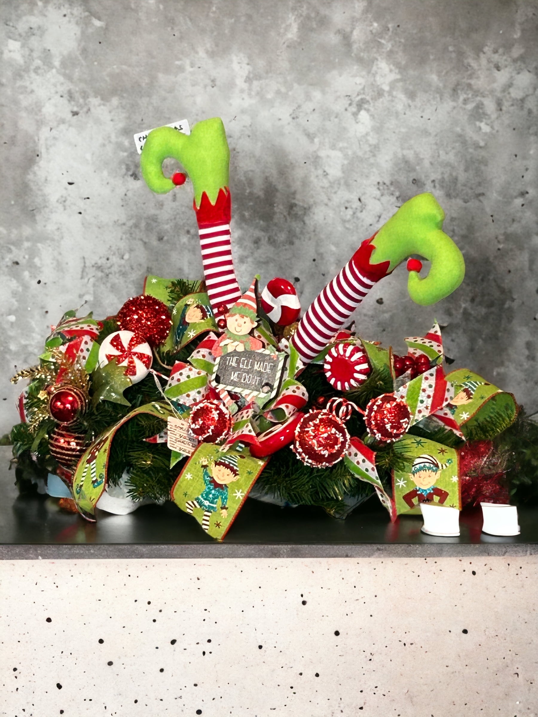 ELF CENTERPIECE, CHRISTMAS CENTERPIECE, CHRISTMAS DÉCOR - Walmart.com