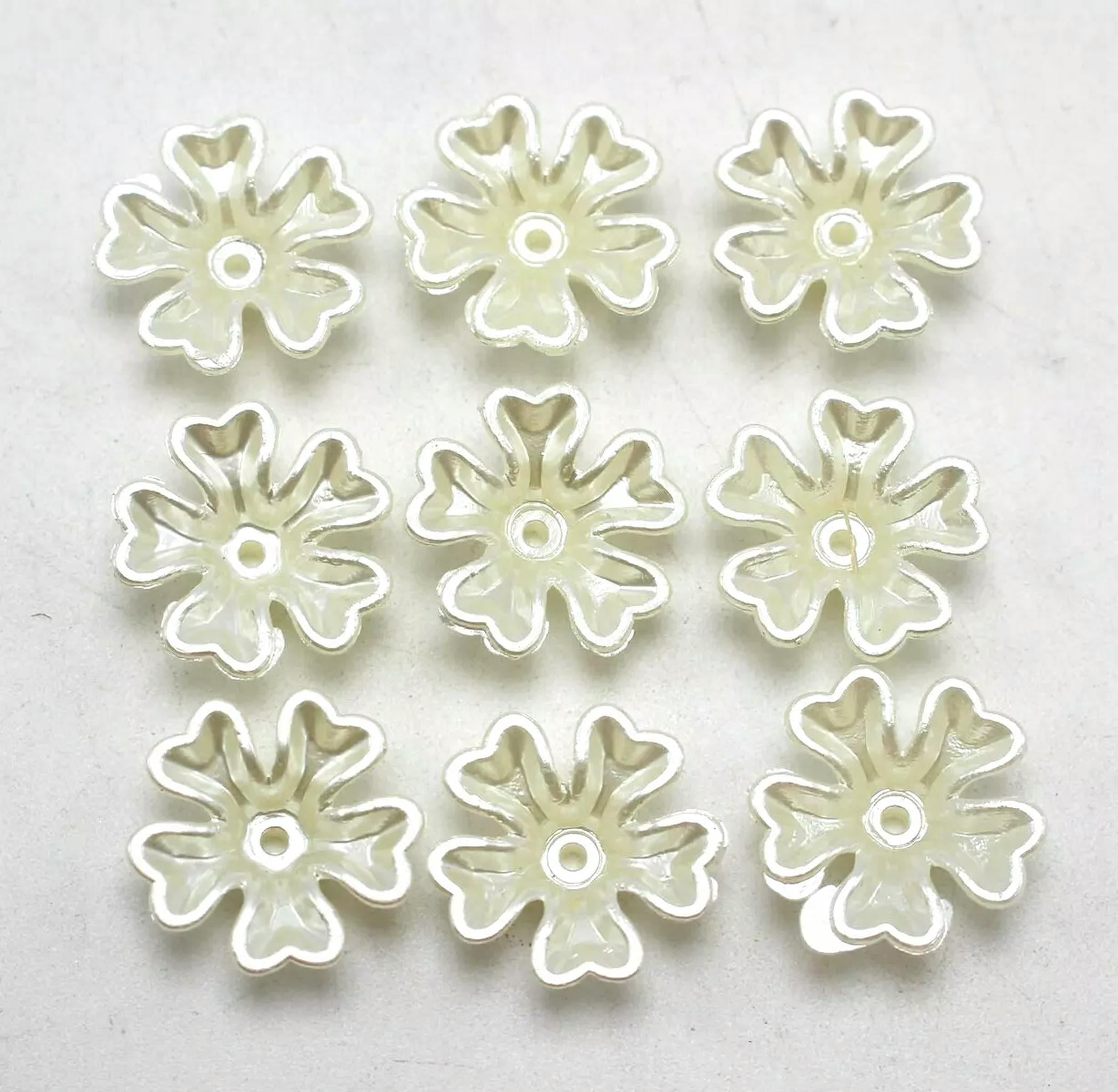 EOEMY 100 Ivory Acrylic Pearl Flower Beads Cap 16mm Center Hole Sewing ...