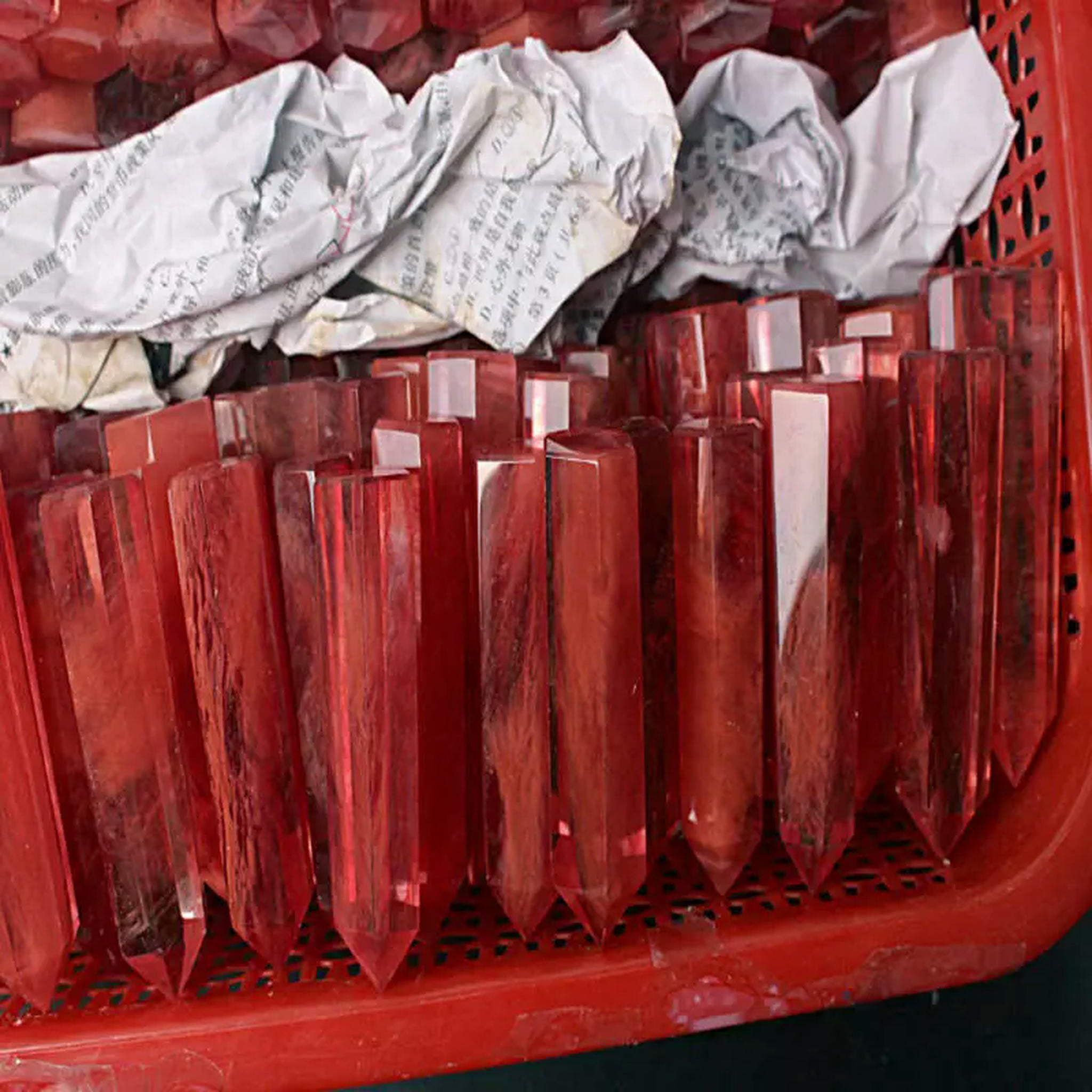 EOEMY 10Pcs Natural Red Smelting Quartz Crystal Point Wand Energy ...