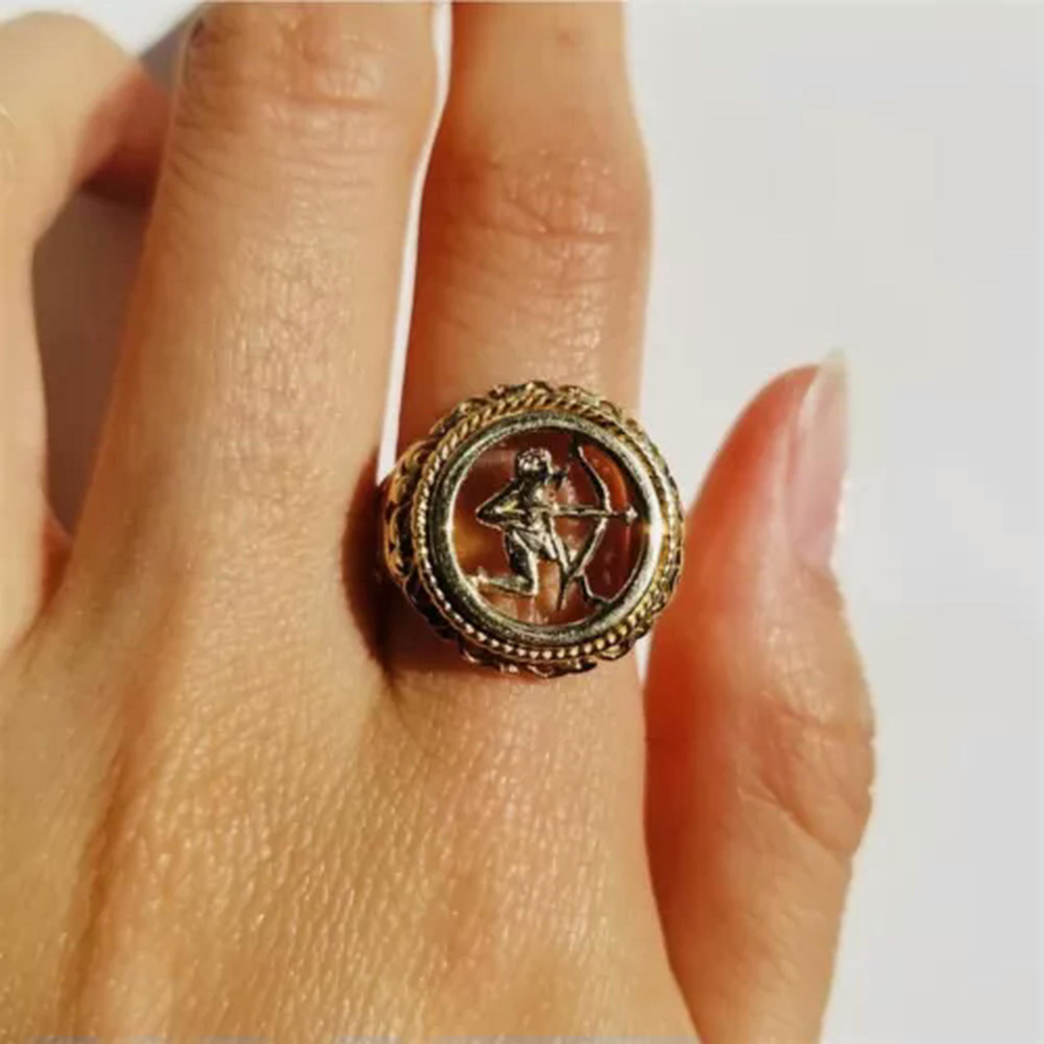 EOEMY Men Archer Shooter Hollowstyle Vintage Gold-Plated Alloy Ring ...