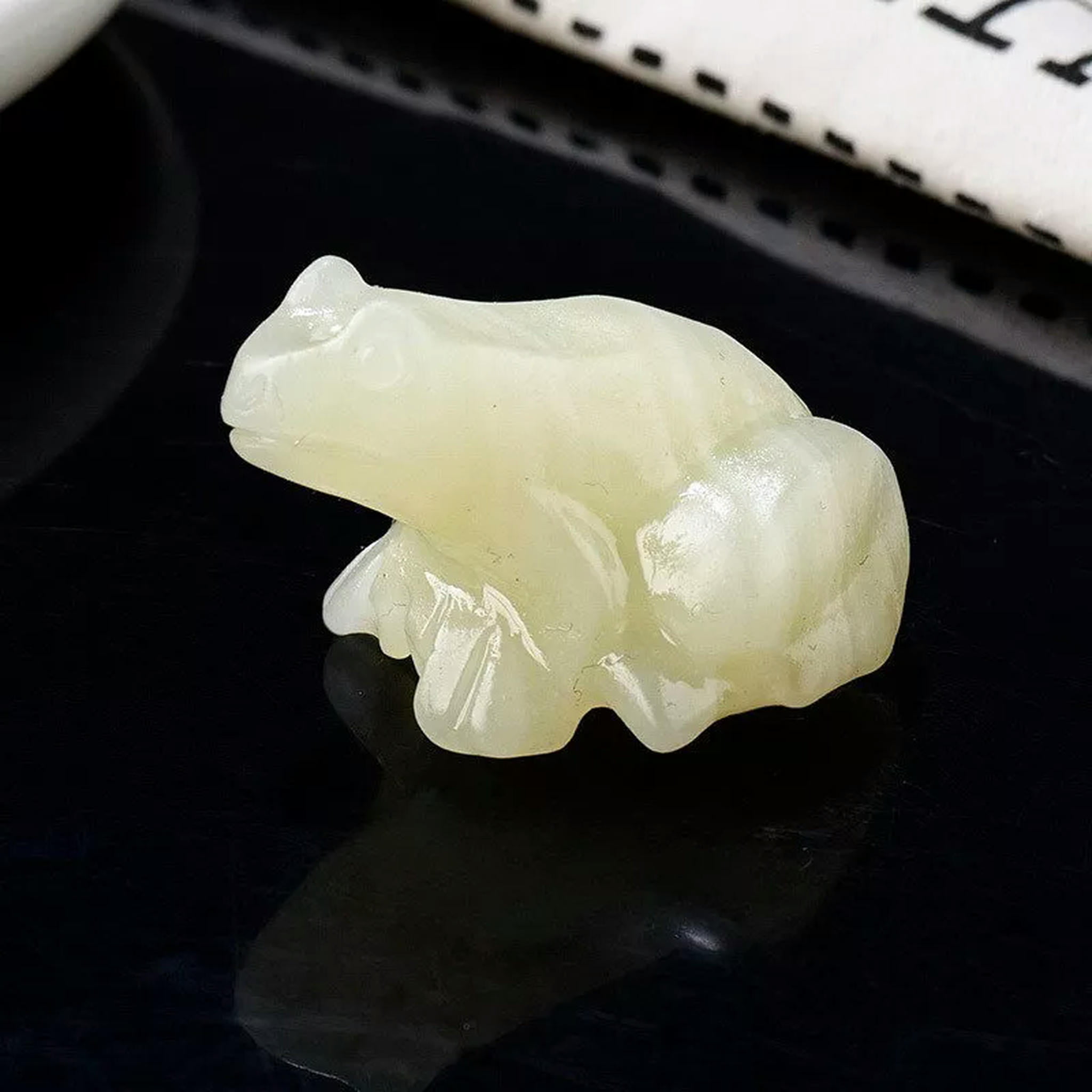EOEMY Natural Afghan Jade Quartz Crystal Carved Lucky Frog Gem Statue ...