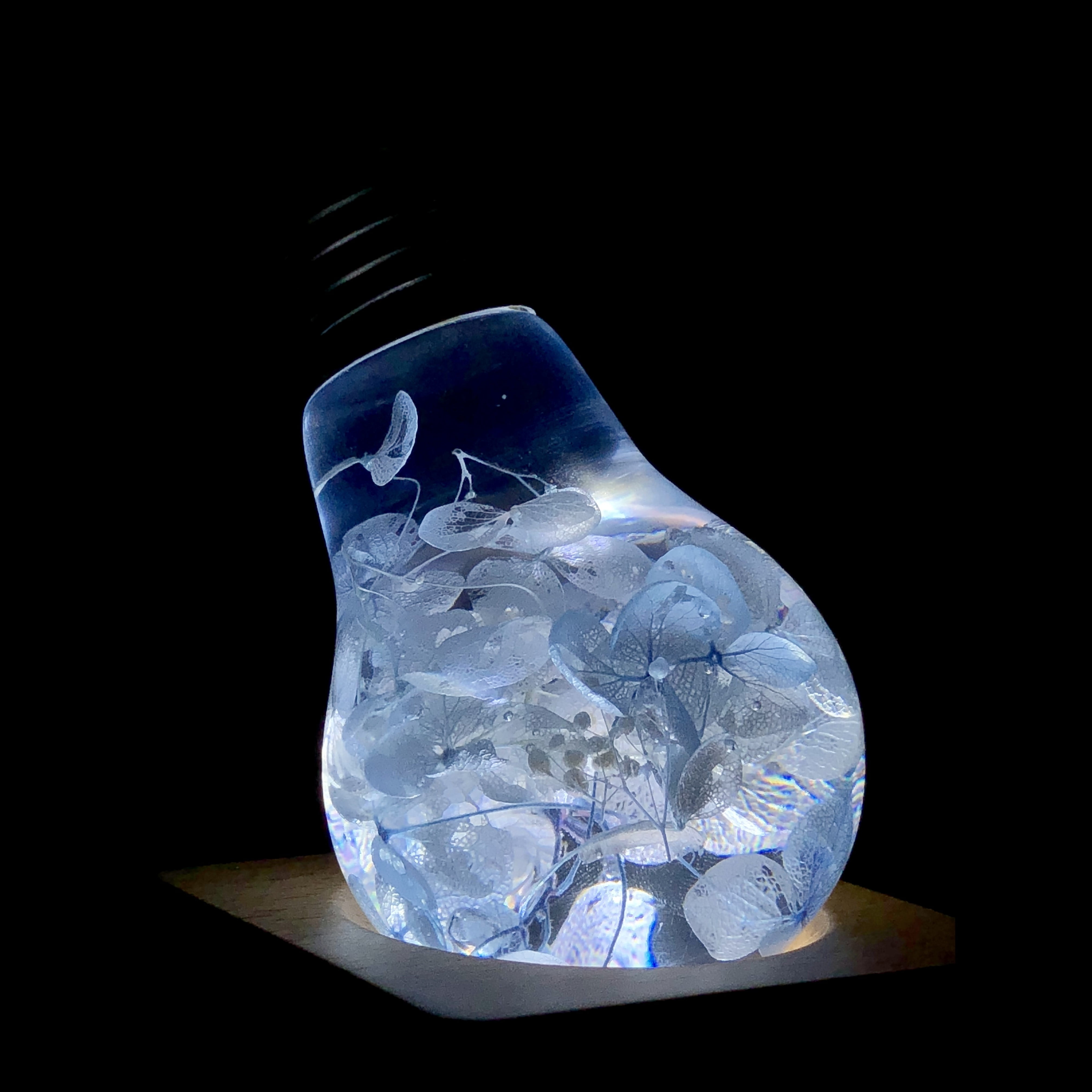 EP Light E26 E27 Light Bulb Blue Hydrangea Eternal Flower Resin LED ...