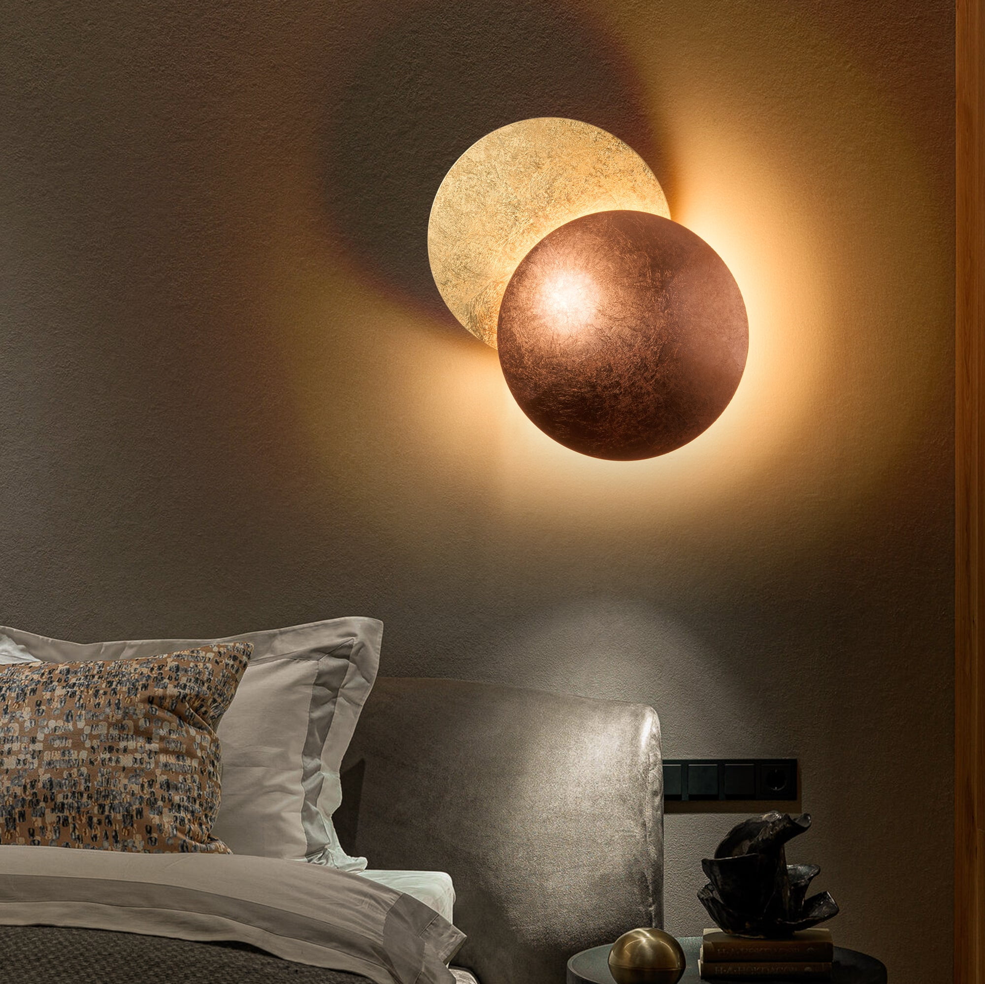 EP Light Phases of Moon Wall Sconce, Hardwired or Plug-in for Living ...