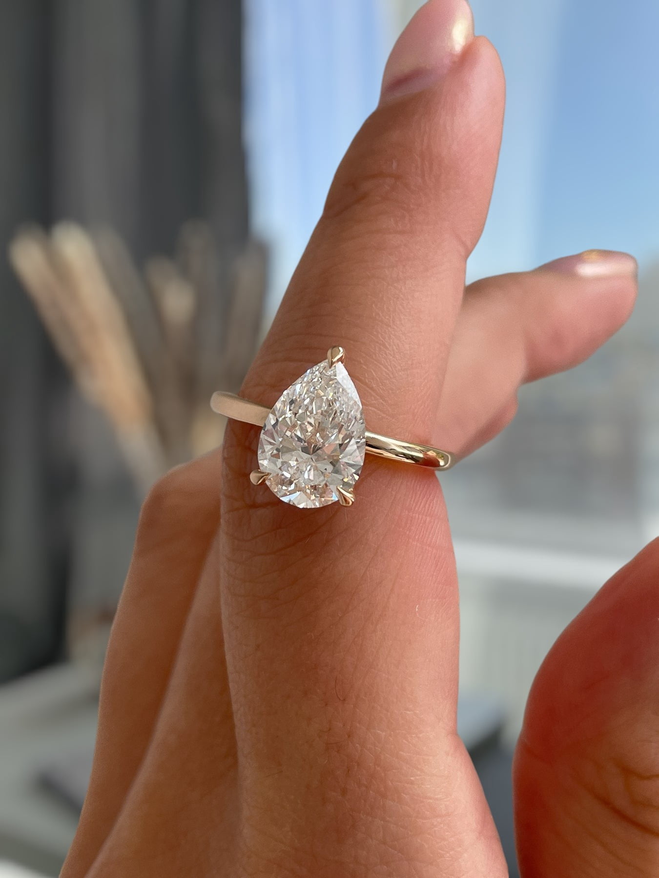 ESTE ORIGIN 2.00Ct Pear Cut IGI Certified Lab-Grown Diamond Solitaire ...