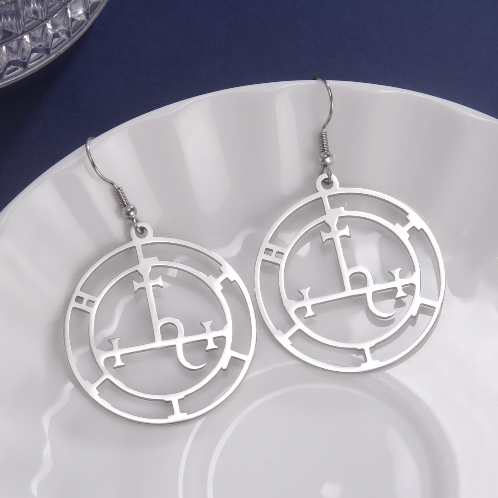 EUEAVAN Silver Sigil of Lilith Earrings Pagan Seal Mythology Wiccan ...
