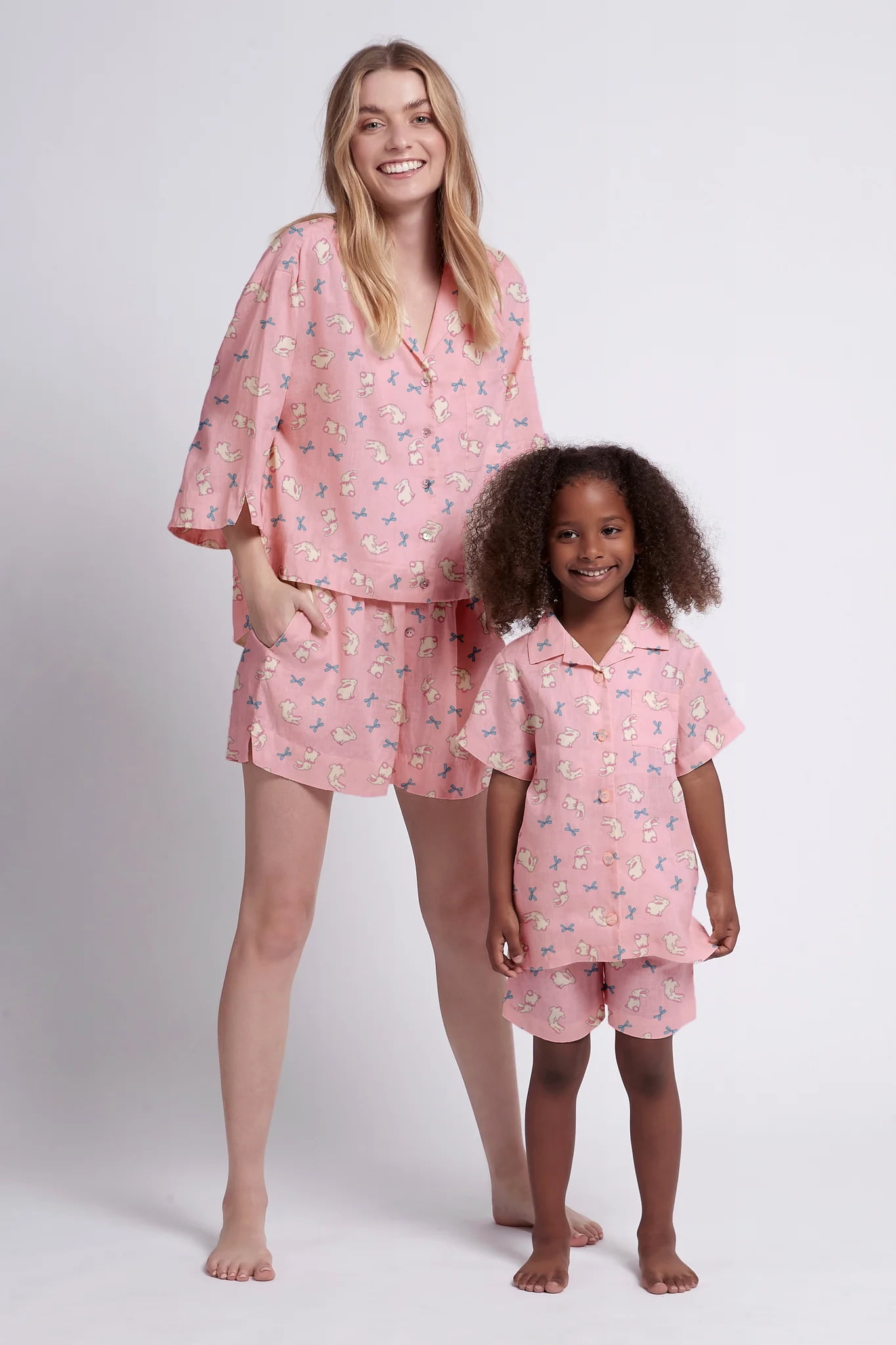 EYIIYE Mommy and Me Summer Pajamas Set Bunny Print Half Sleeves Tops ...