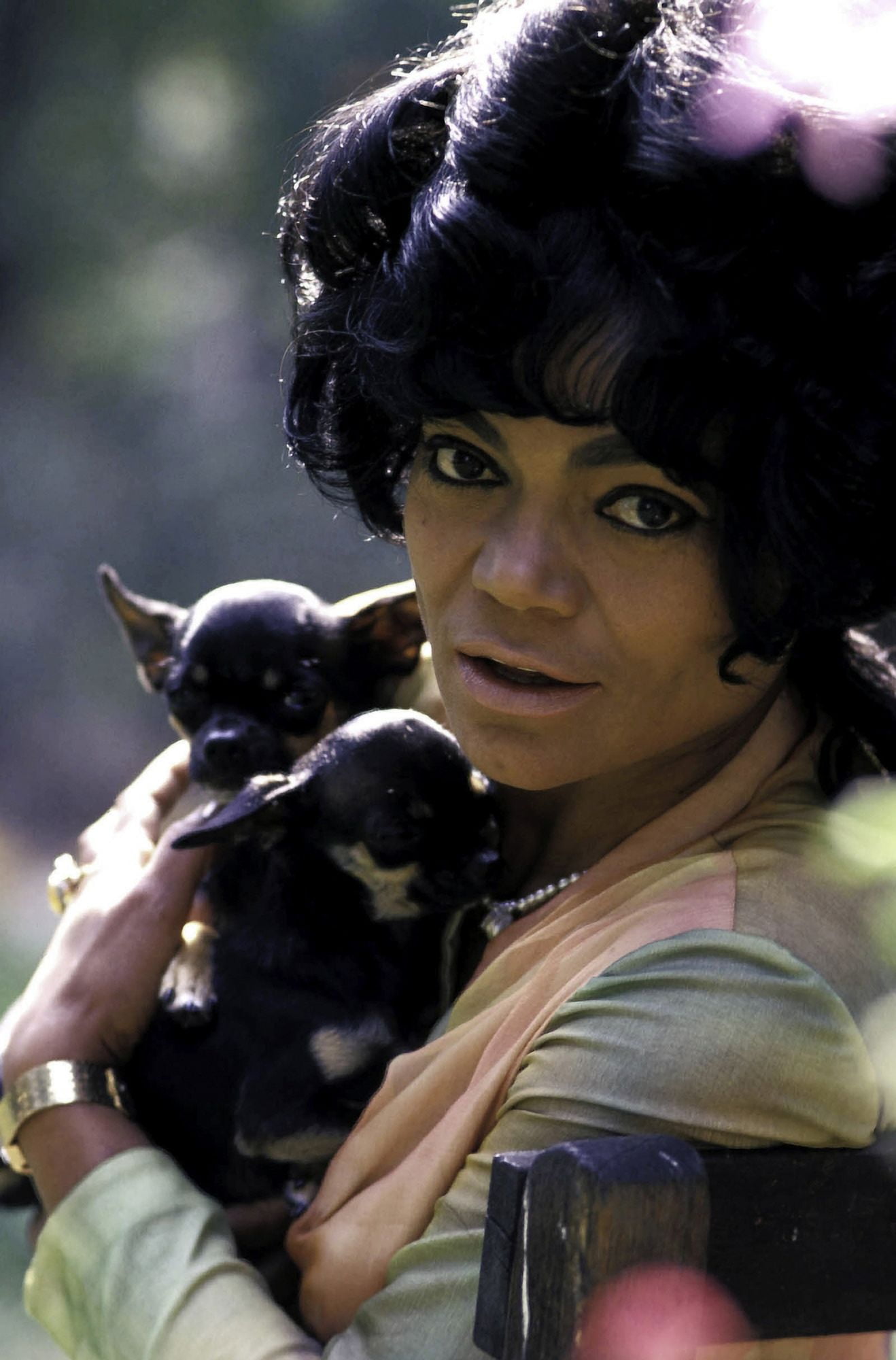Eartha Kitt holding dogs Photo Print (8 x 10) - Walmart.com