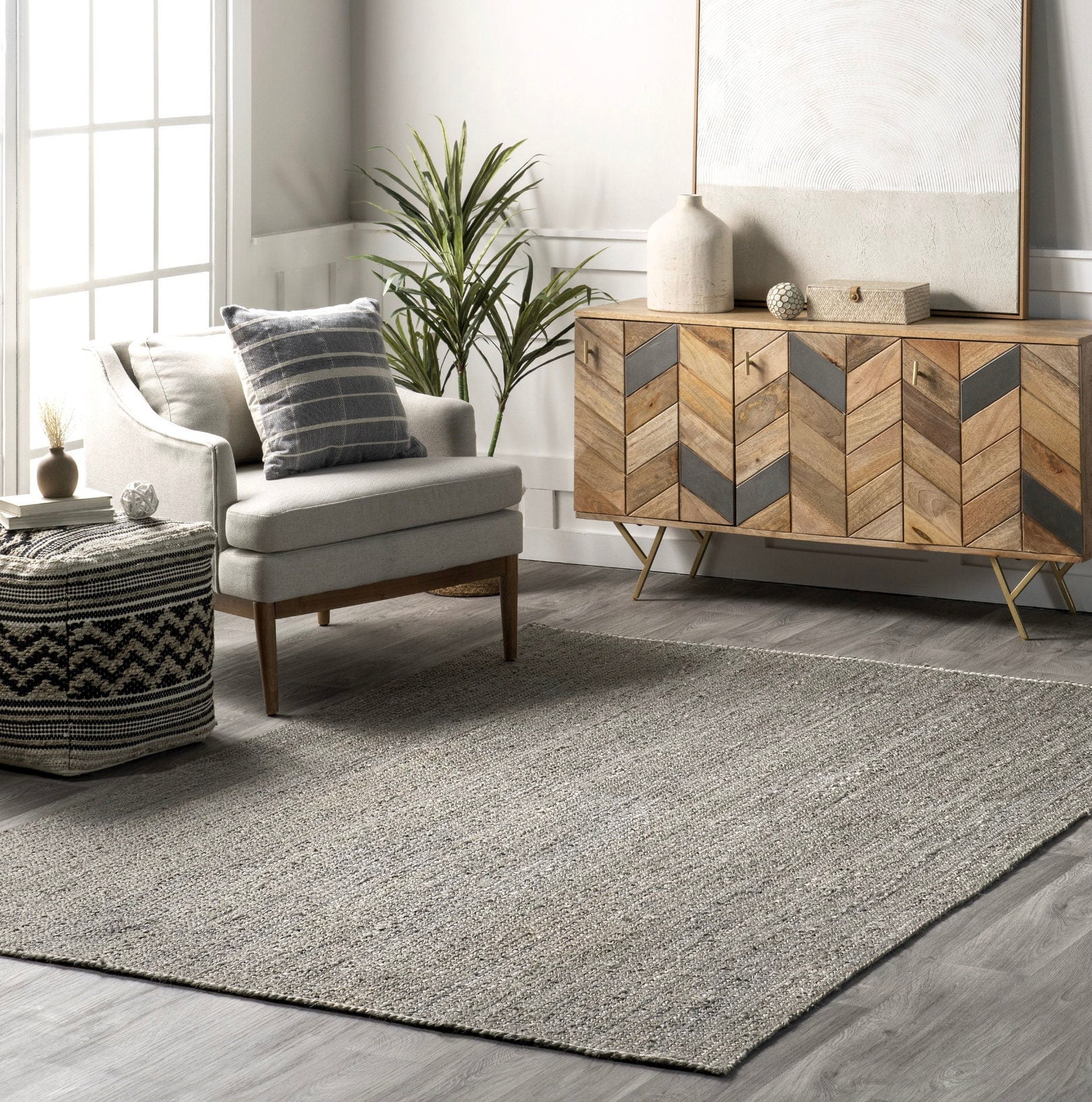 Earthy Vibes: Natural Jute Braided Rug for Farmhouse Style | Farmhouse ...