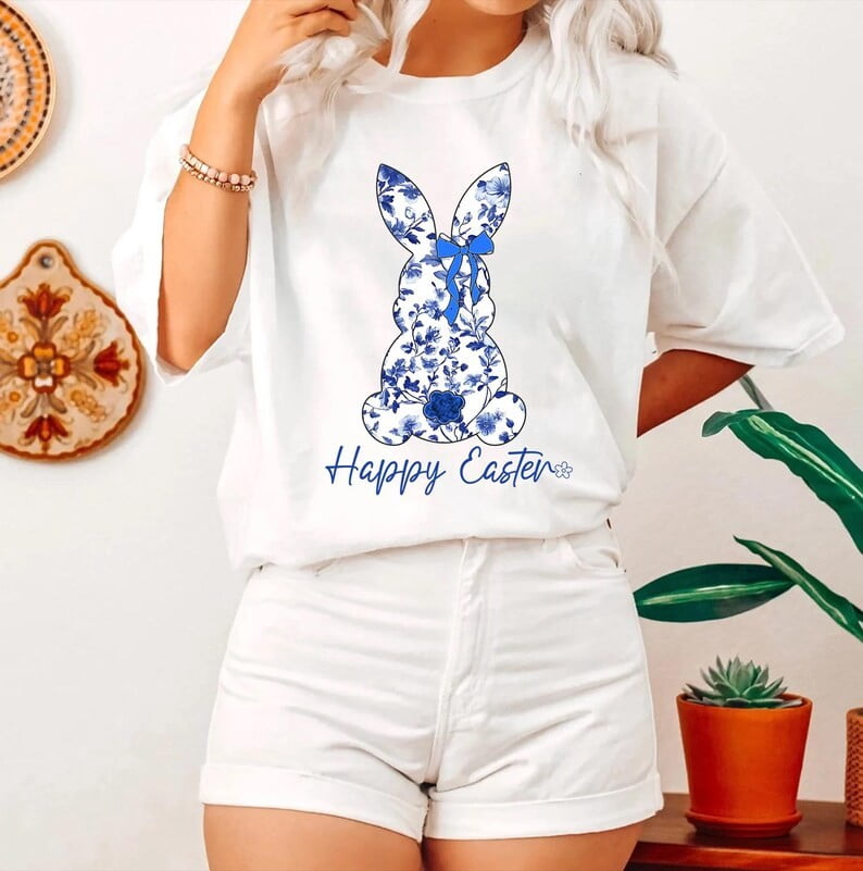 Easter Bunny Blue Floral Art Spring Holiday Cute Rabbit T-shirt ...