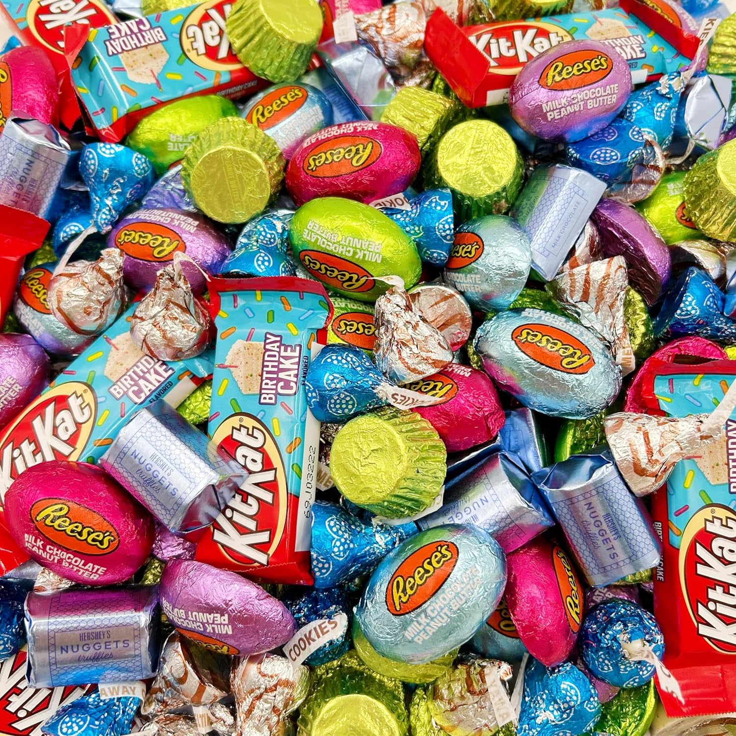 HERSHEY'S, REESE'S Peanut Butter Cups & Eggs, KISSES, KITKAT Easter Chocolate Candy Assortment ...