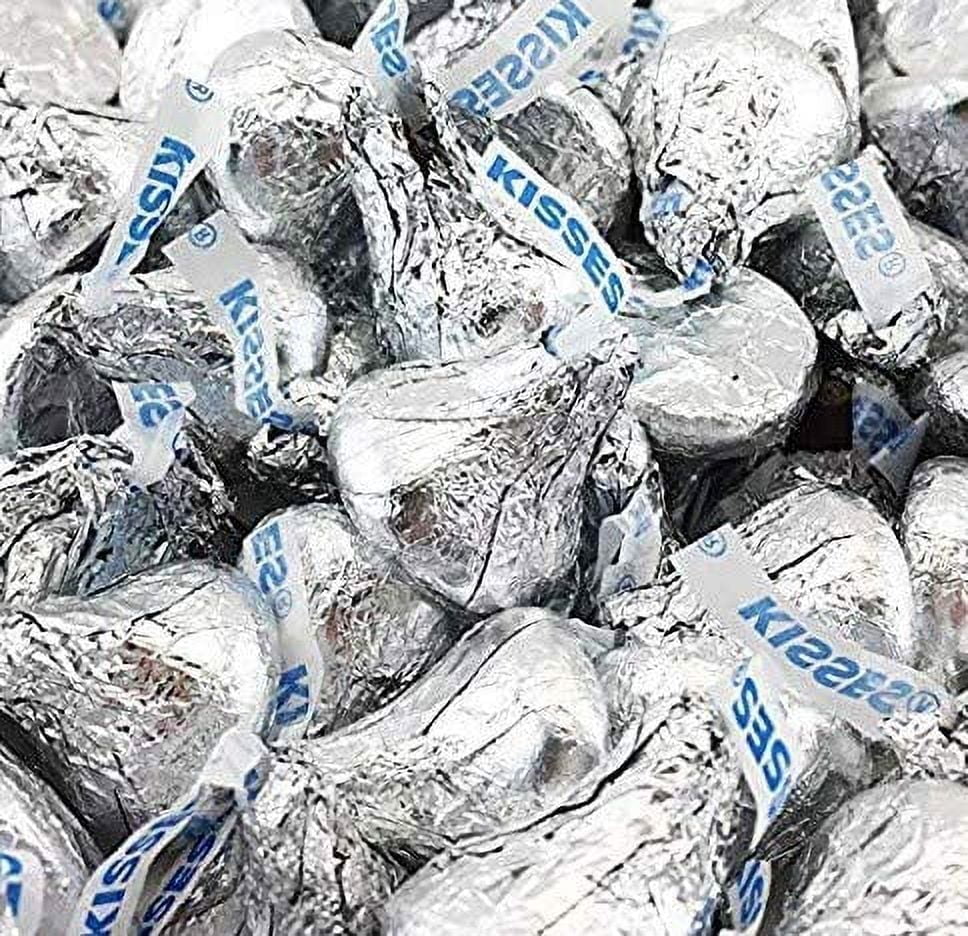 Hershey's Kisses Classic Milk Chocolate Candy, Silver Foil Wrapped ...