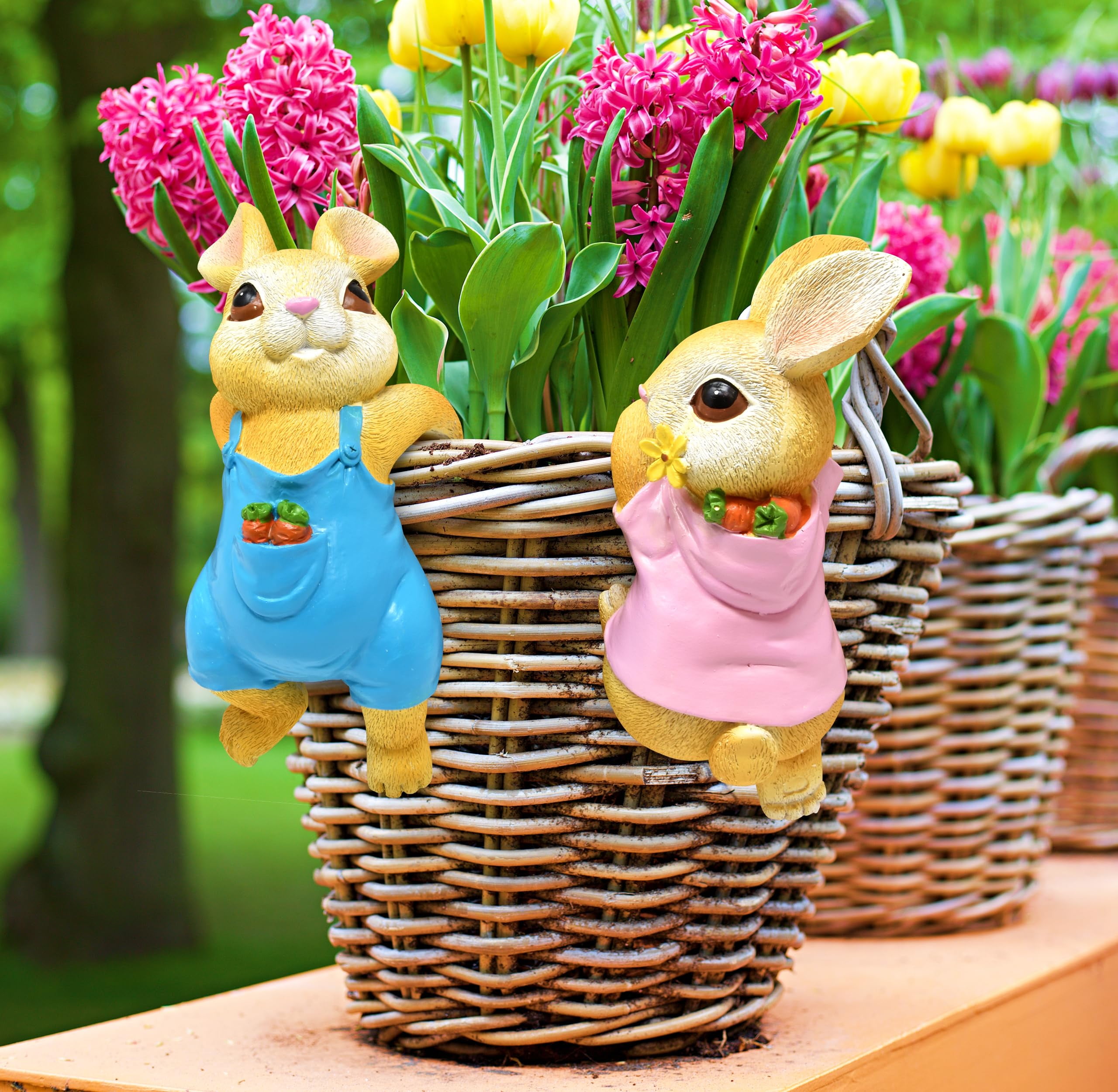 Easter Spring Bunny EC36 Flower Pot Huggers of 2 Resin Rabbit Hugger ...