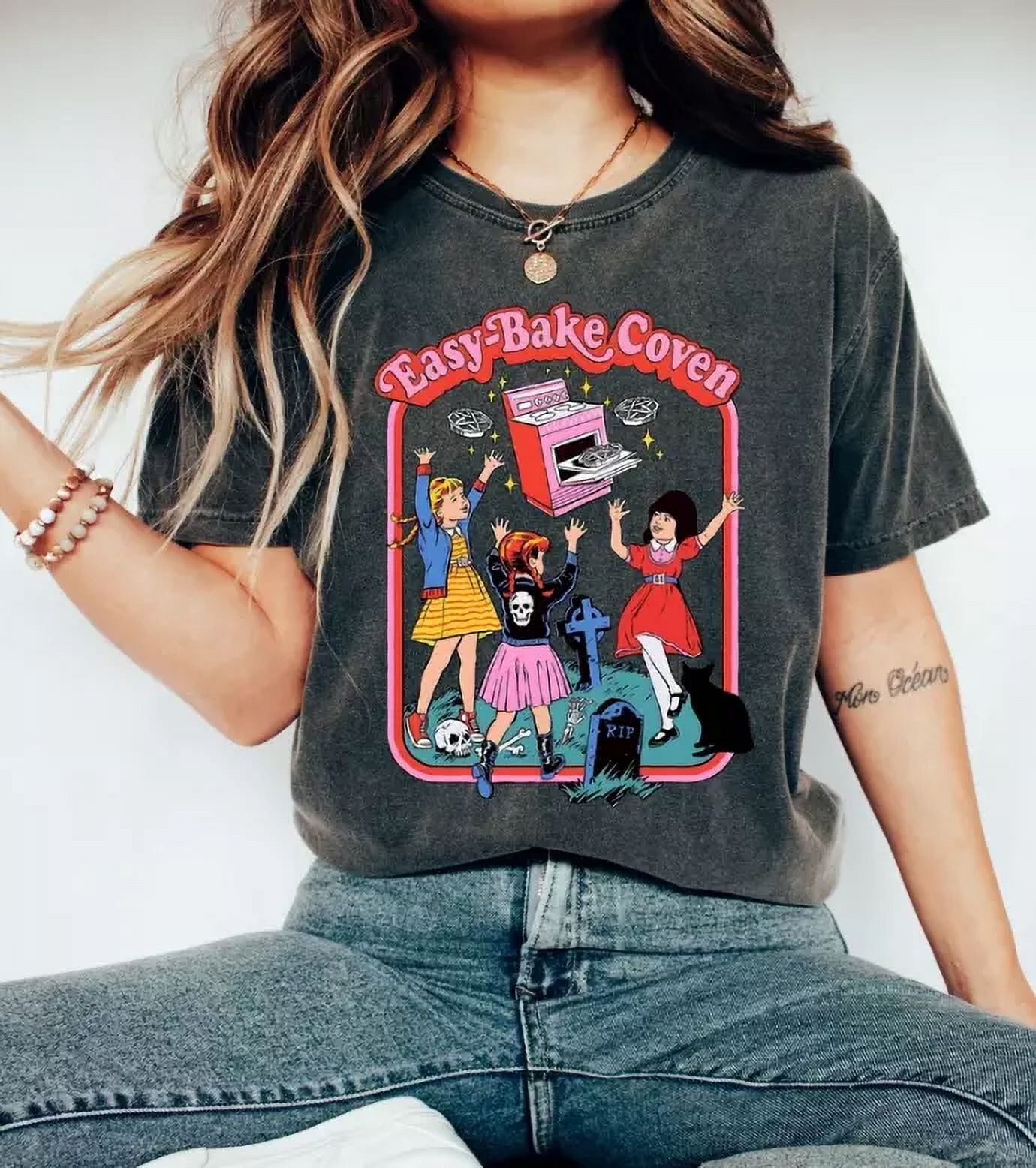 Easy Bake Coven 90s Horror Movie Fan Oversized Tshirt, Retro Comfort ...