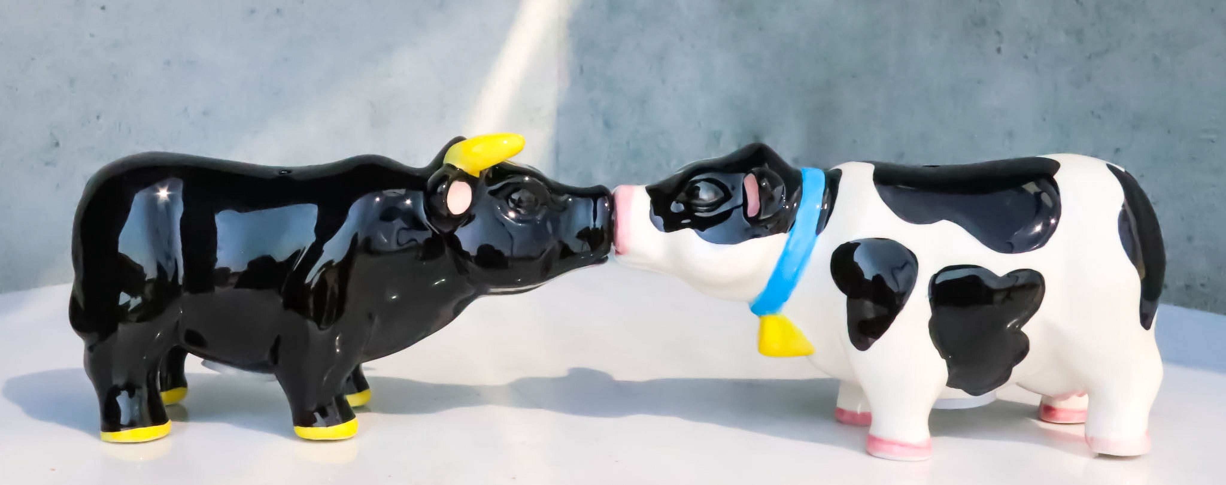 Ebros Farm Bovine Cattle Love Affair Kissing Bull And Cow Salt And ...
