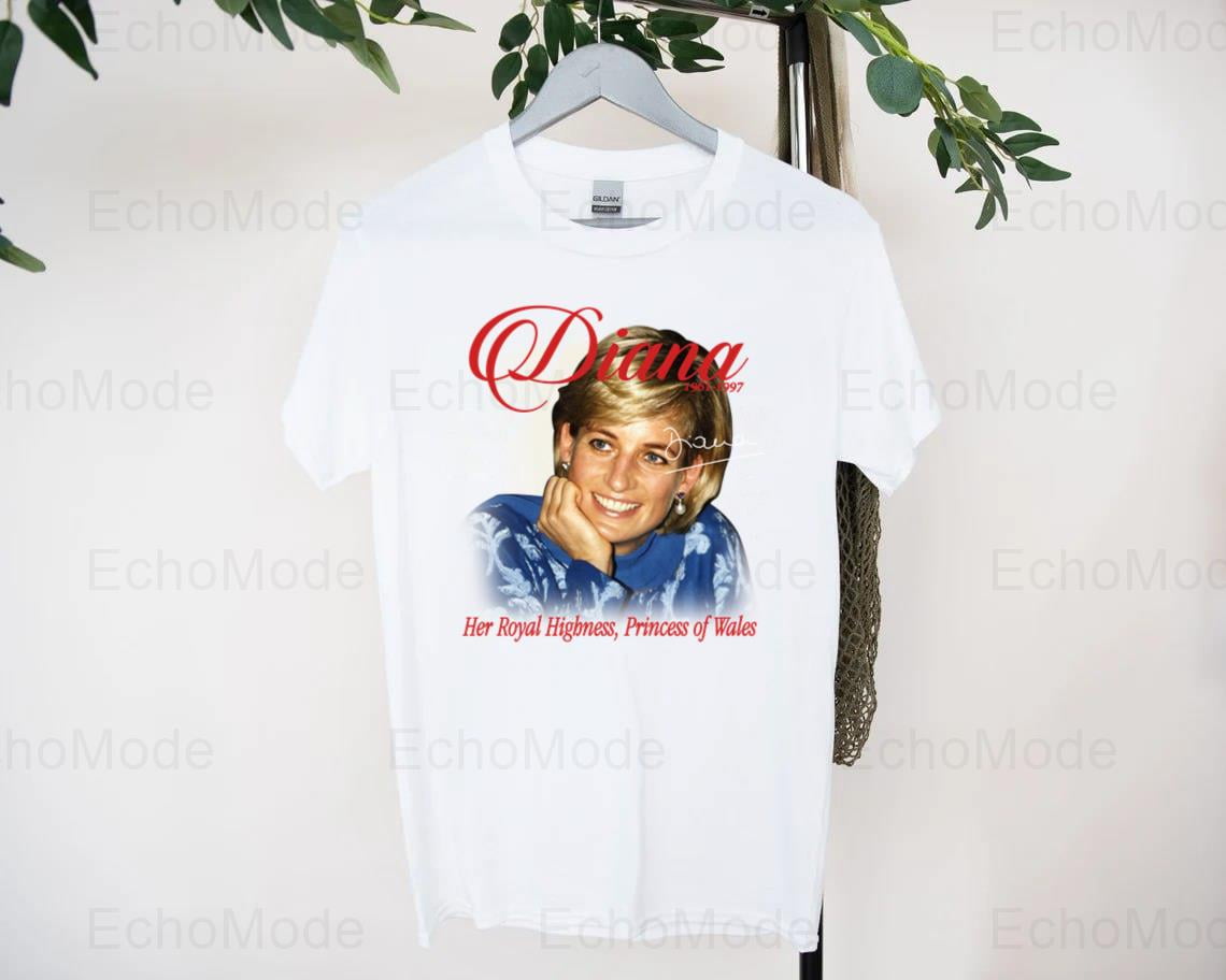 EchoMode Mozzie White Collar T-Shirt Vintage Graphic Fan, for men ...