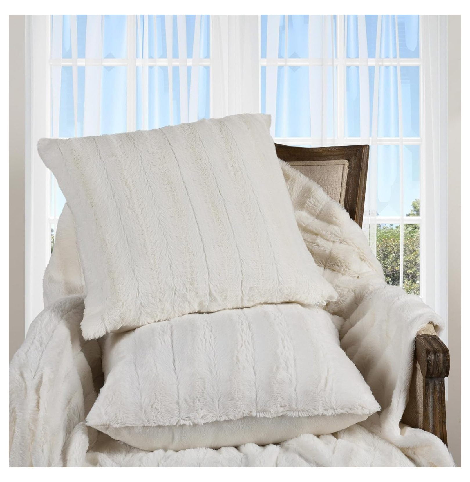 Echoworld Faux Fur Throw Pillows for Couch with Inserts Included ...