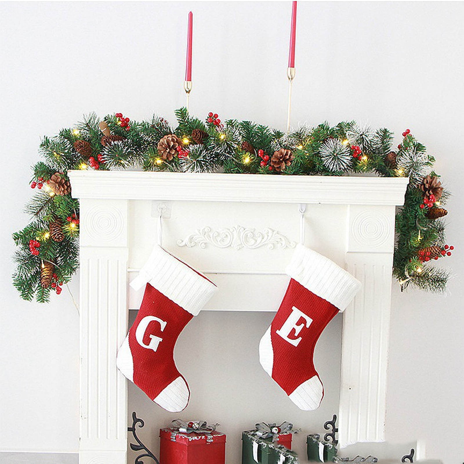 EcoNest Needle And Decorative Arrangement With Red Berries And Vine For ...