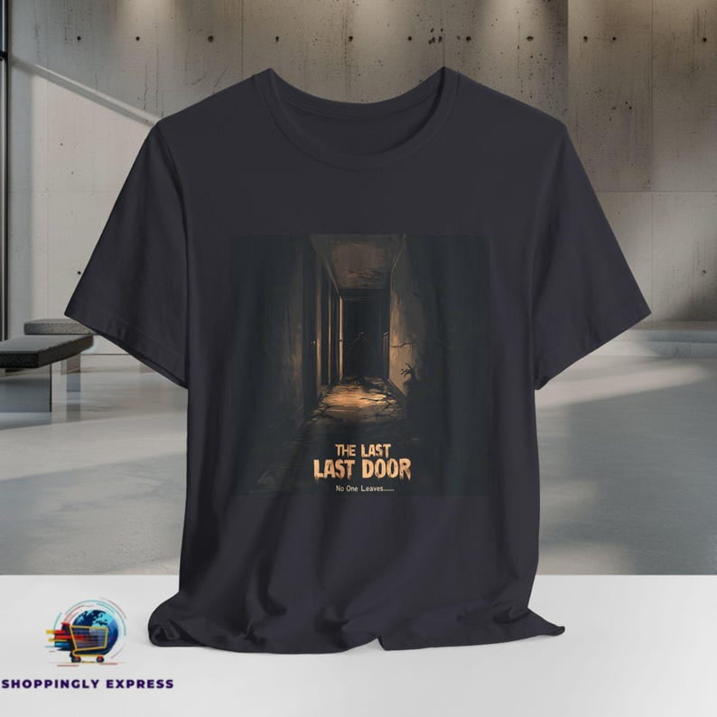 Eerie Hallway Horror Tee – The Last Door Creepy Dark Aesthetic Scary ...