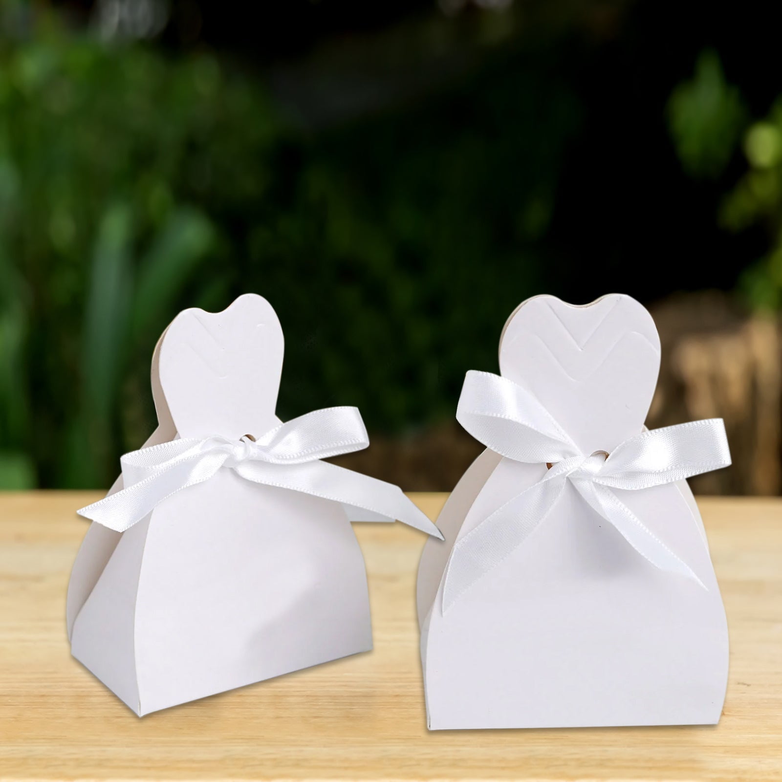 Efavormart 100 Pack White Wedding Dress Party Favor Boxes, Candy Gift ...