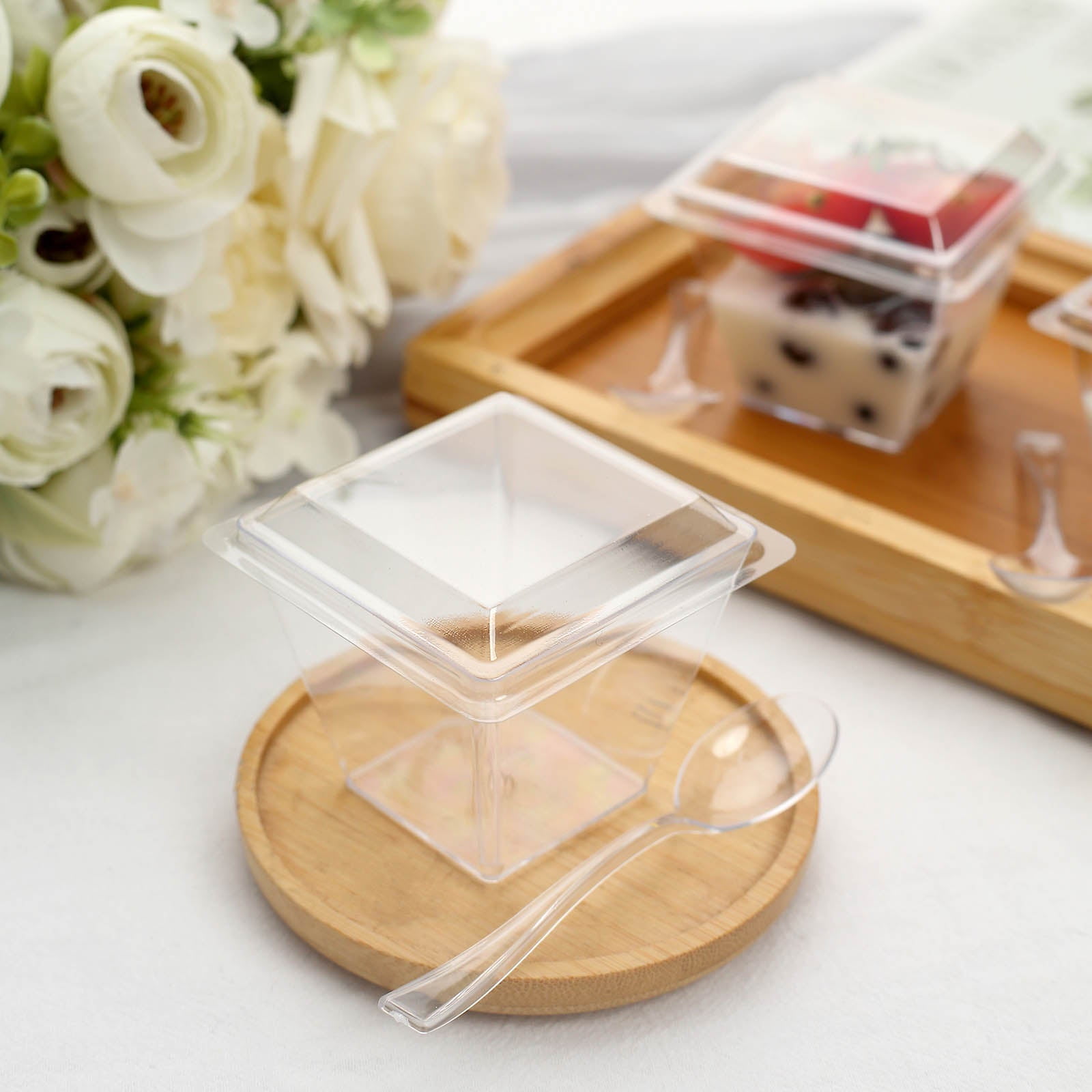Efavormart 24 Pack | 4oz Clear Plastic Square Dessert Tumbler Cup, Lid ...