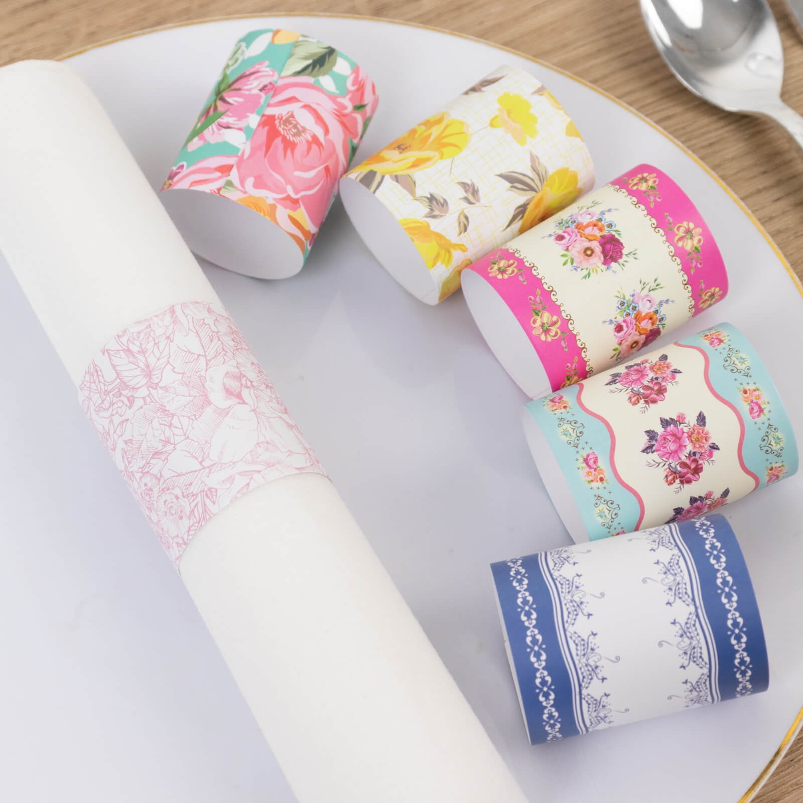 Efavormart 48-Pack Disposable Napkin Rings in Mixed Vintage Floral ...