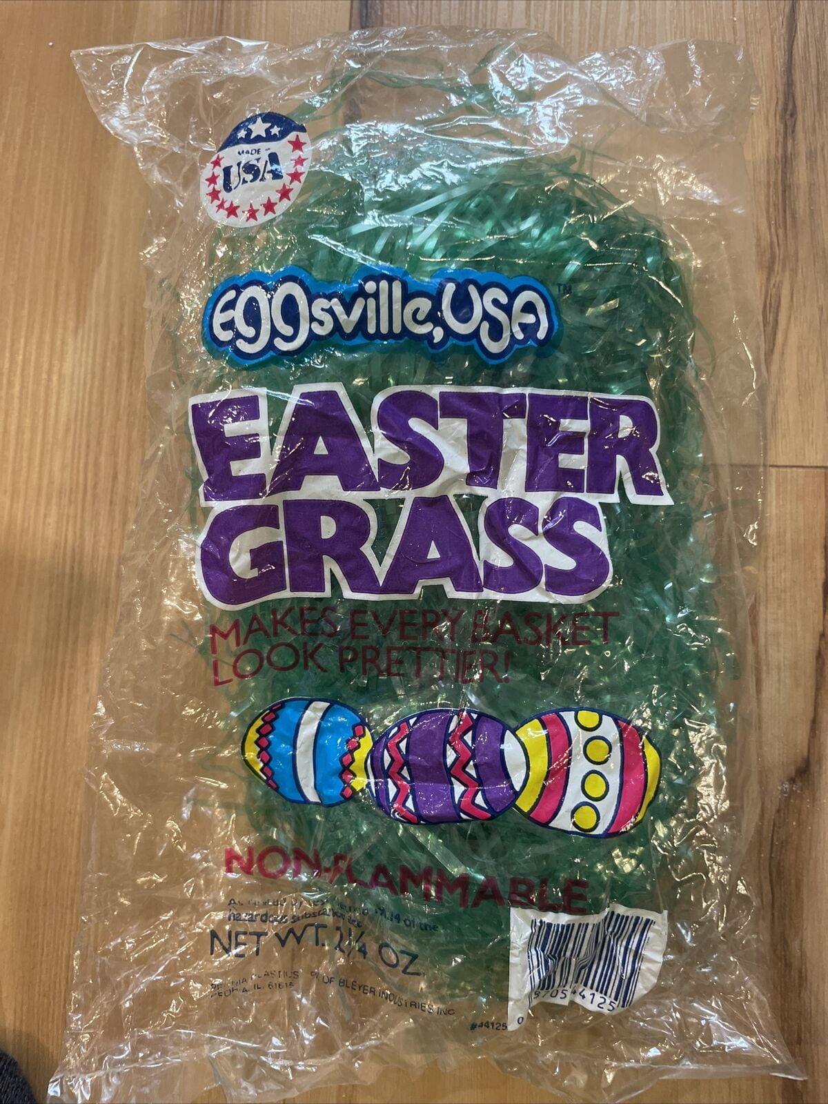 Eggsville, USA Green Plastic Easter Grass, 2 Oz - Walmart.com