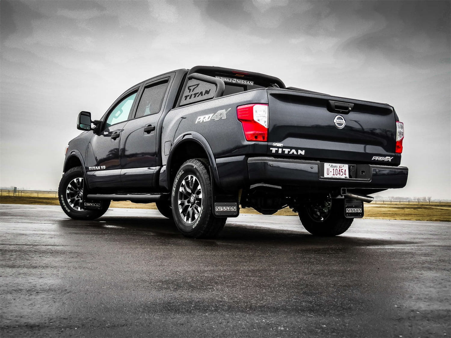 Egr Sbar0103 Sports Bar Fits 16 21 Titan Titan Xd Fits select: 2017 ...