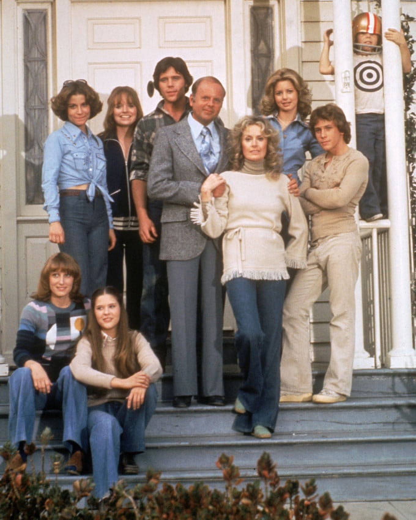 Eight Is Enough Dick Van Patten Lani O'Grady Willie Aames cast by door ...
