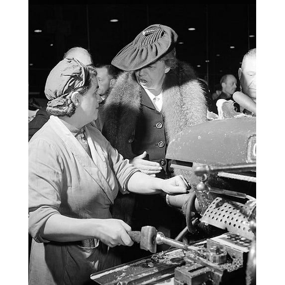 Eleanor Roosevelt Great Britain Tour WWII Style - A - 20x30 Inch ...