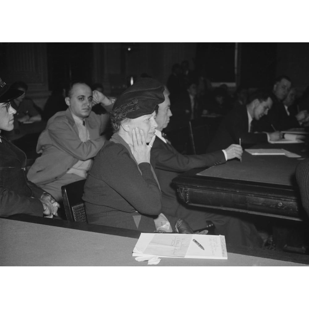 Eleanor Roosevelt Listens To Joseph Lash'S Huac Testimony. The 30 Year ...
