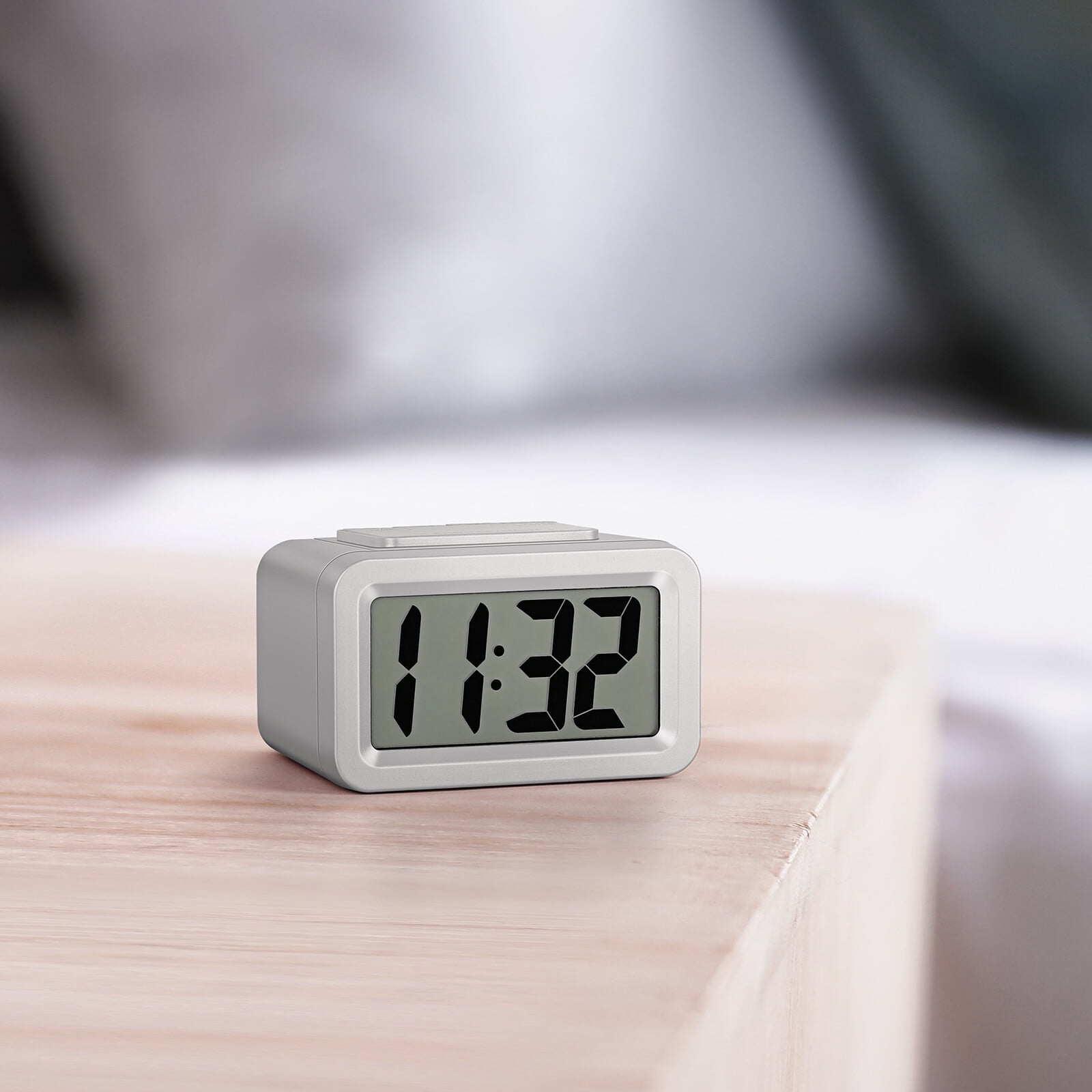 Electric Digital Alarm Clock with LED Large Display, Battery-Powered ...