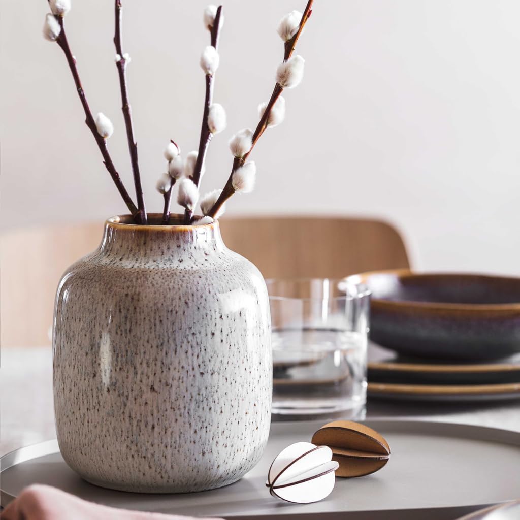 Elegant Beige Shoulder Vase with Uniquely Modern Design – Premium ...